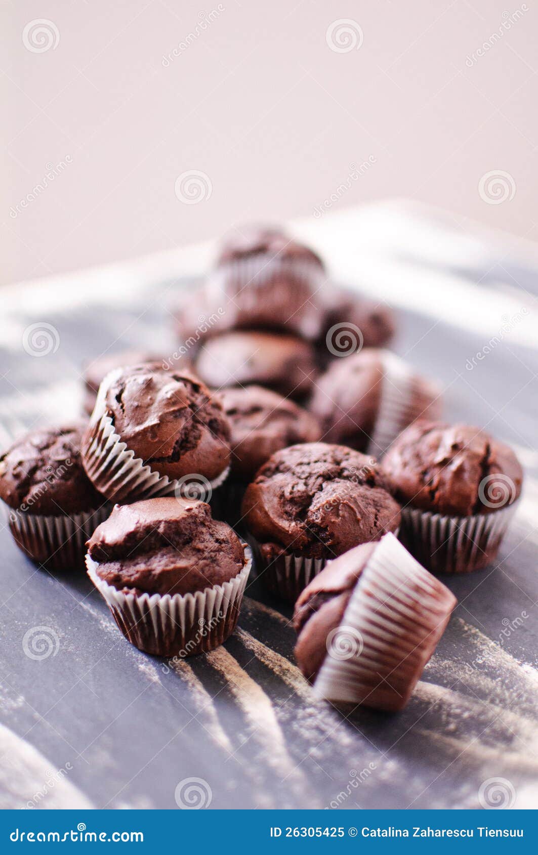 Dark Chocolate Mini Muffins Stock Image - Image of chocolate, fresh ...