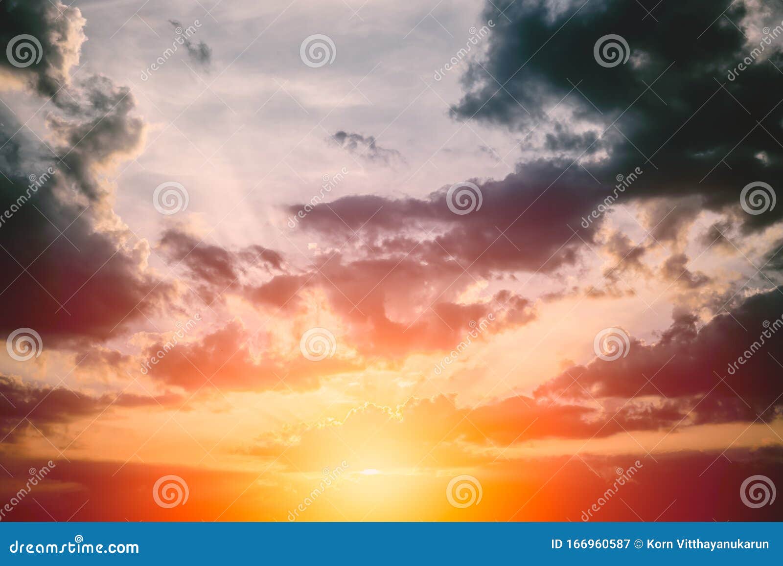 Dark Cloud Sky with Sunset Dusk for Light of Hope after Raining Concept ...