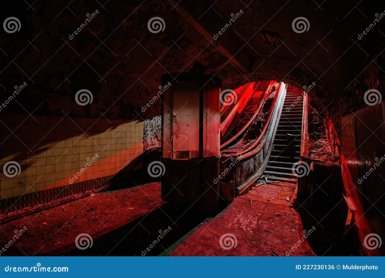 Dark and Creepy Old Abandoned Subway Station Stock Photo - Image of ...