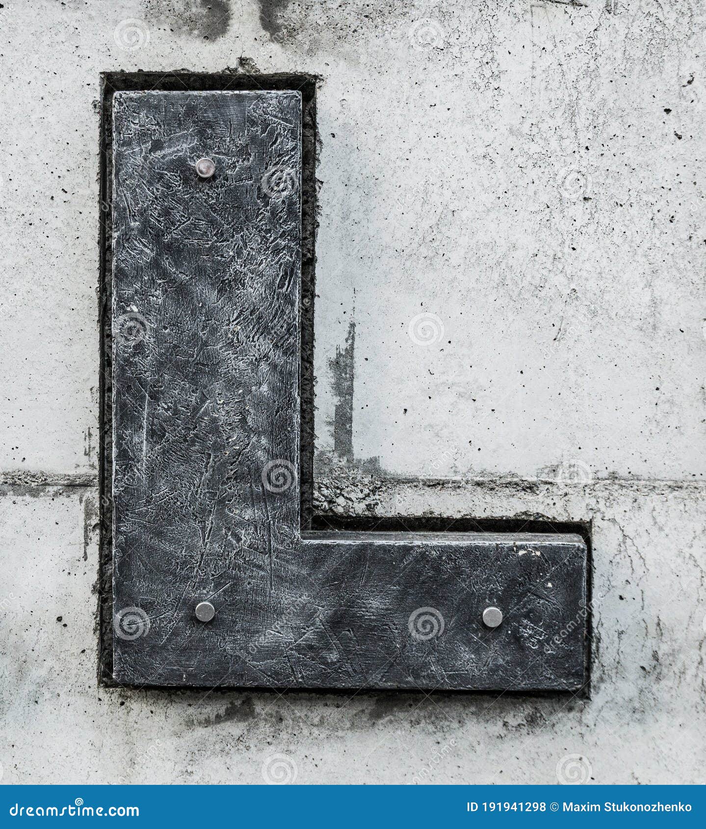 Dark Gray Letter L on Concrete Background Stock Photo - Image of crack ...