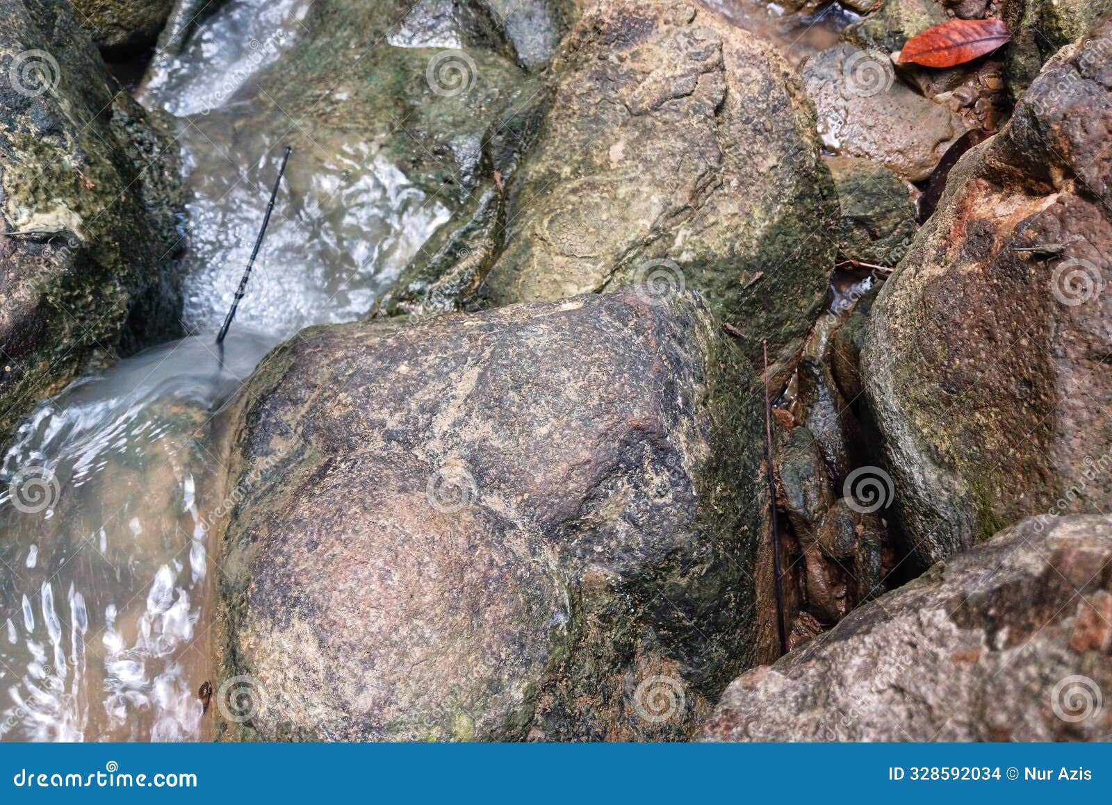 Cracked And Crumbling Concrete And Stone Aggregate Wall Texture Painted ...