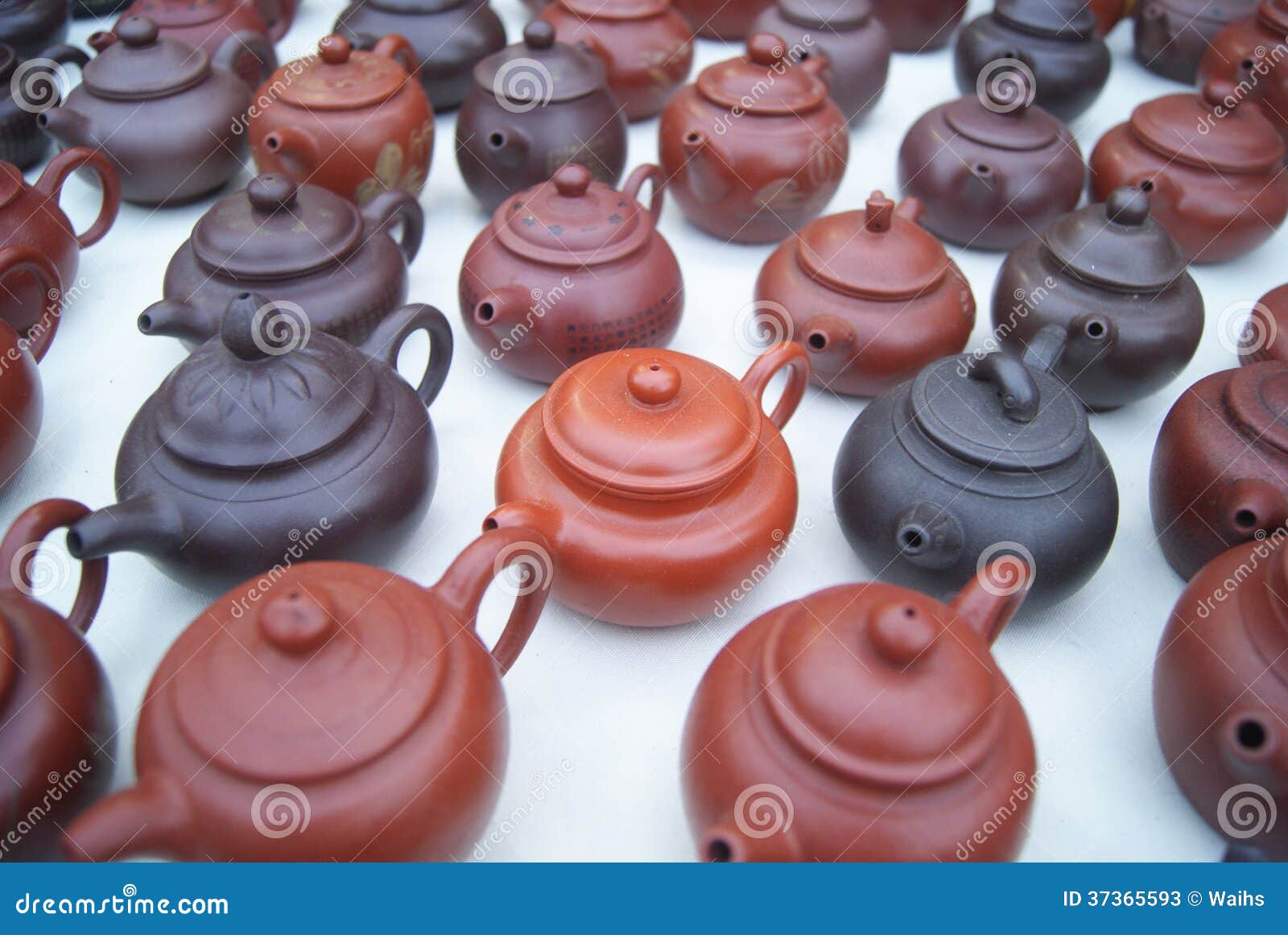 Dark-red Enameled Pottery Teapot Stock Image - Image of manufacturing ...