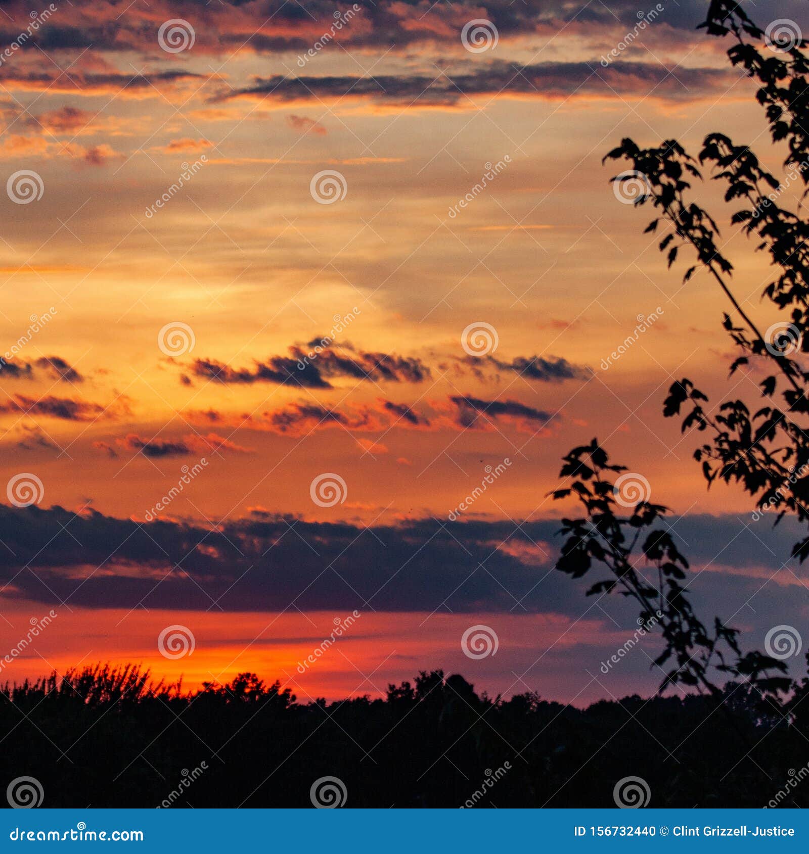 Dark Red Sunset Stock Photos - Download 48,871 Royalty Free Photos