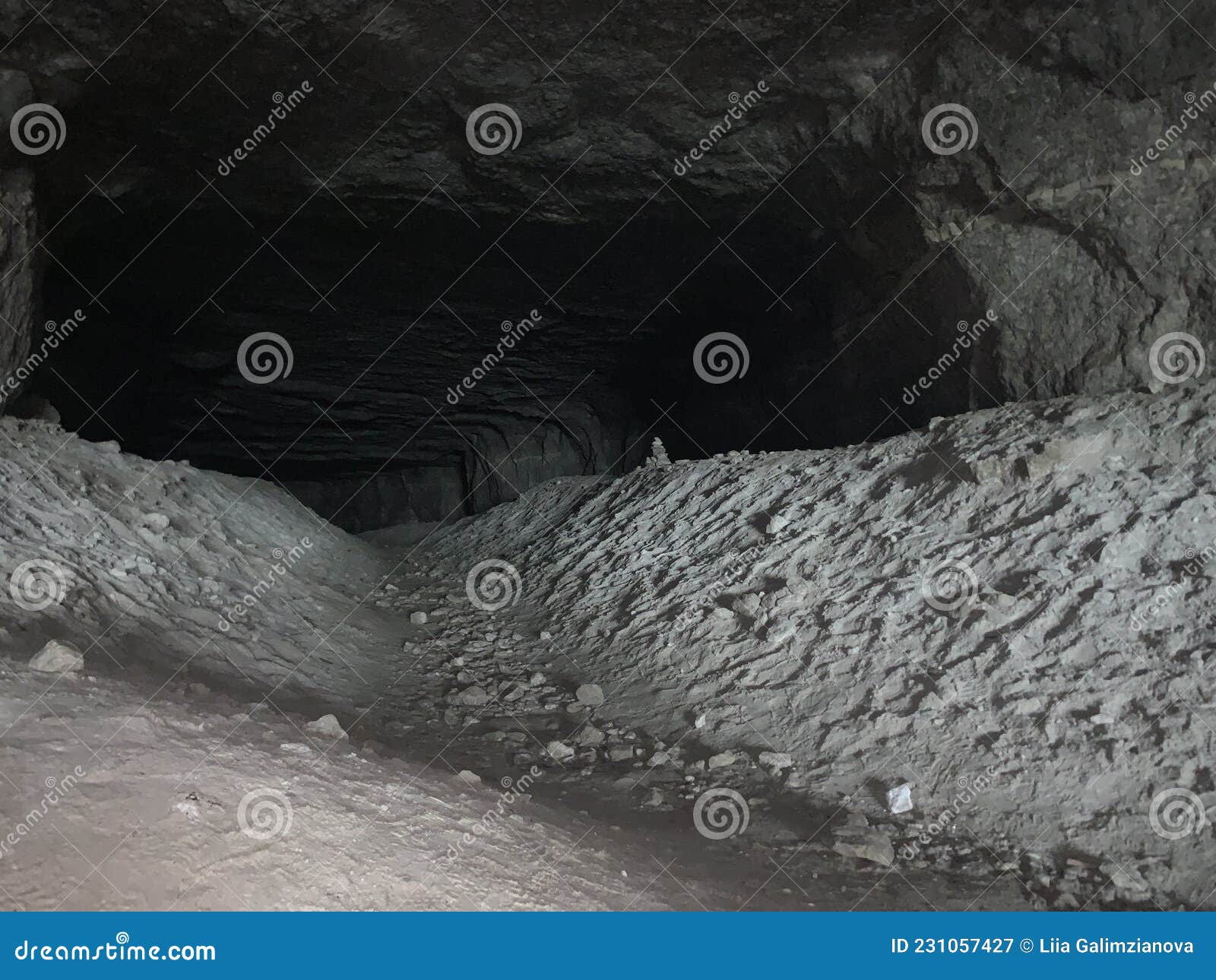 Dark and scary cave stock image. Image of inside, exploration - 231057427