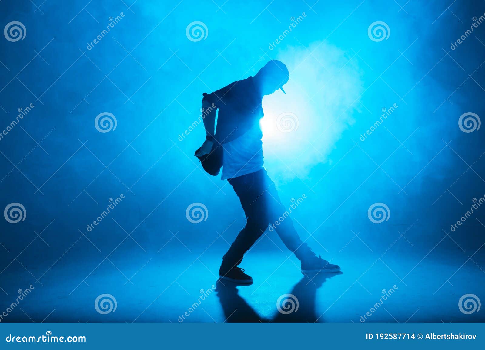 Alone Singer Royalty-Free Stock Photography | CartoonDealer.com #234952823