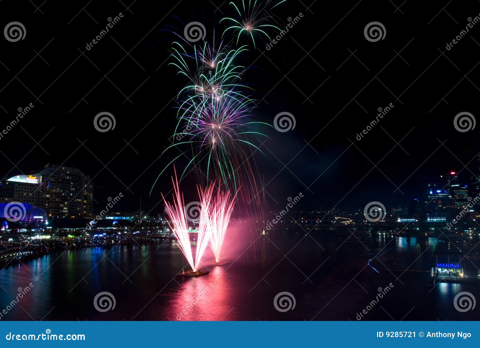 Darling Harbour 21st Birthday Fireworks Editorial Photo - Image of ...
