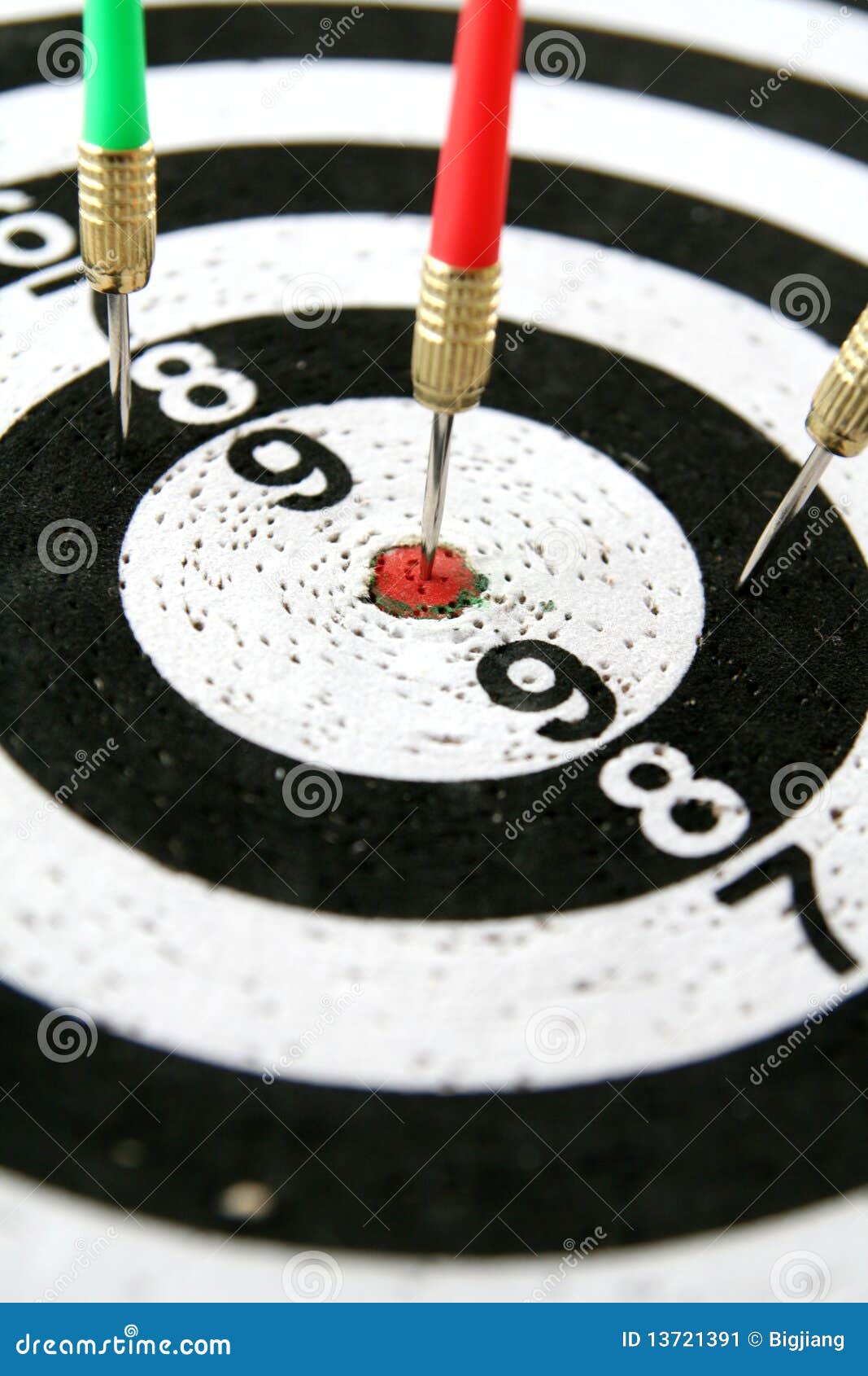 Dart stock image. Image of idea, arrow, hand, dart, execution - 13721391