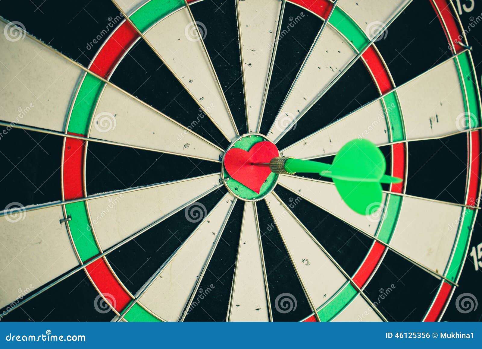 Darts Arrow in the Target Center of the Heart. Stock Photo - Image of ...