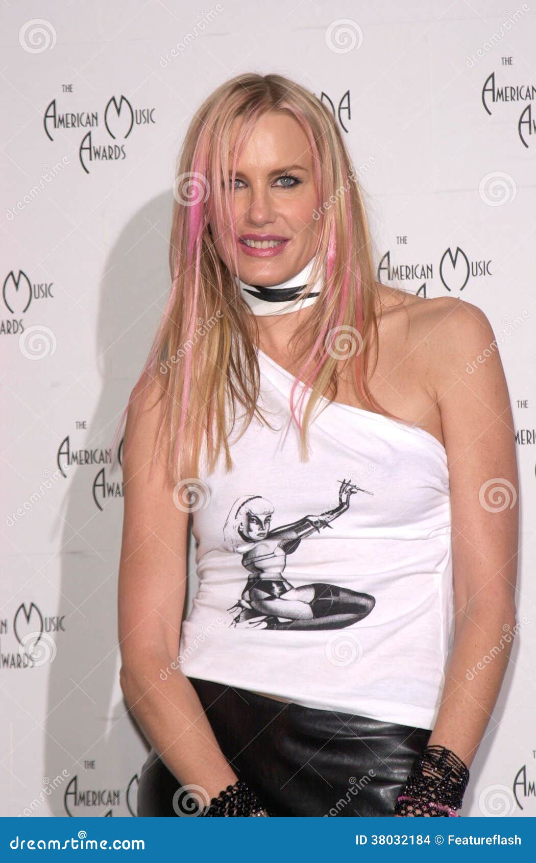 Daryl Hannah editorial stock image. Image of music, daryl - 38032184