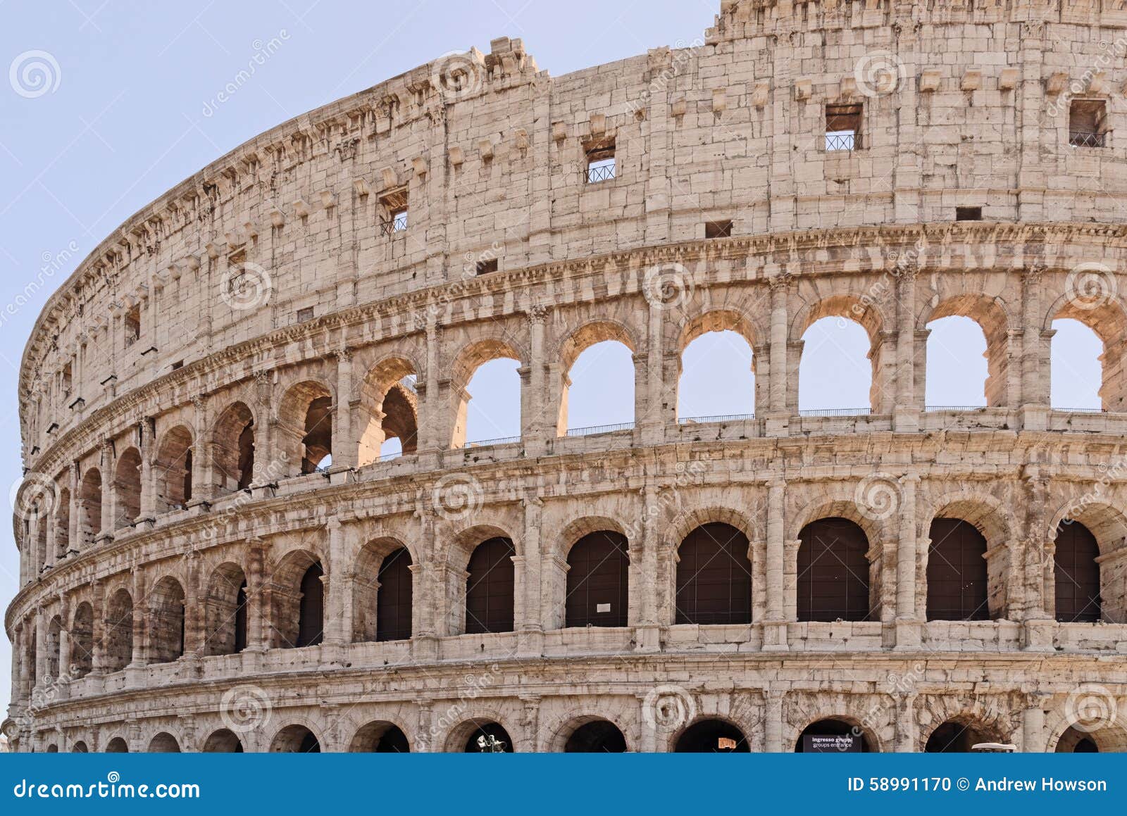 Das Kolosseum, Rom stockfoto. Bild von enorm, gladiatoren - 58991170