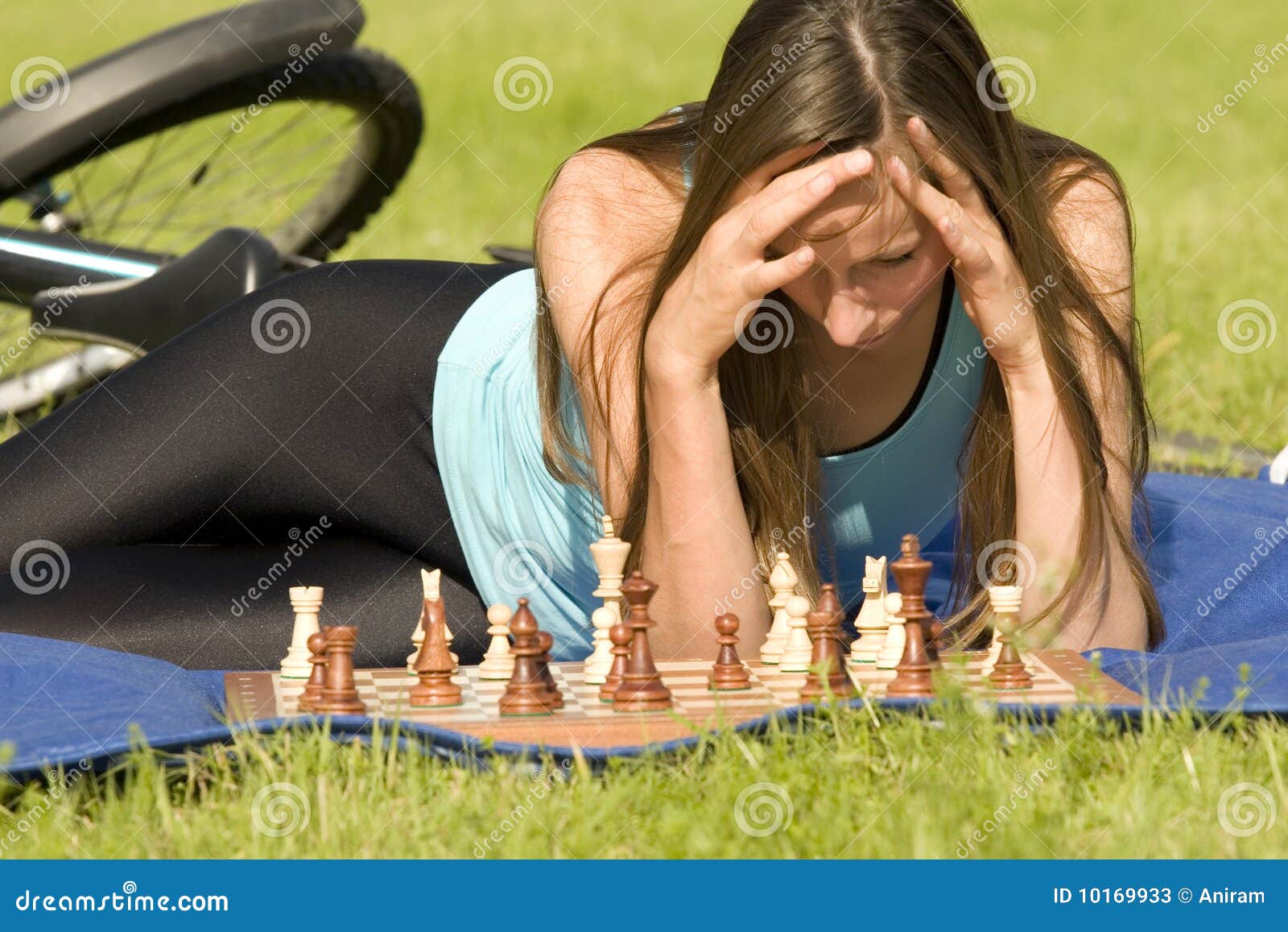 Das Schach Spielen Im Freien Stockbild - Bild von gesund, spielen: 10169933