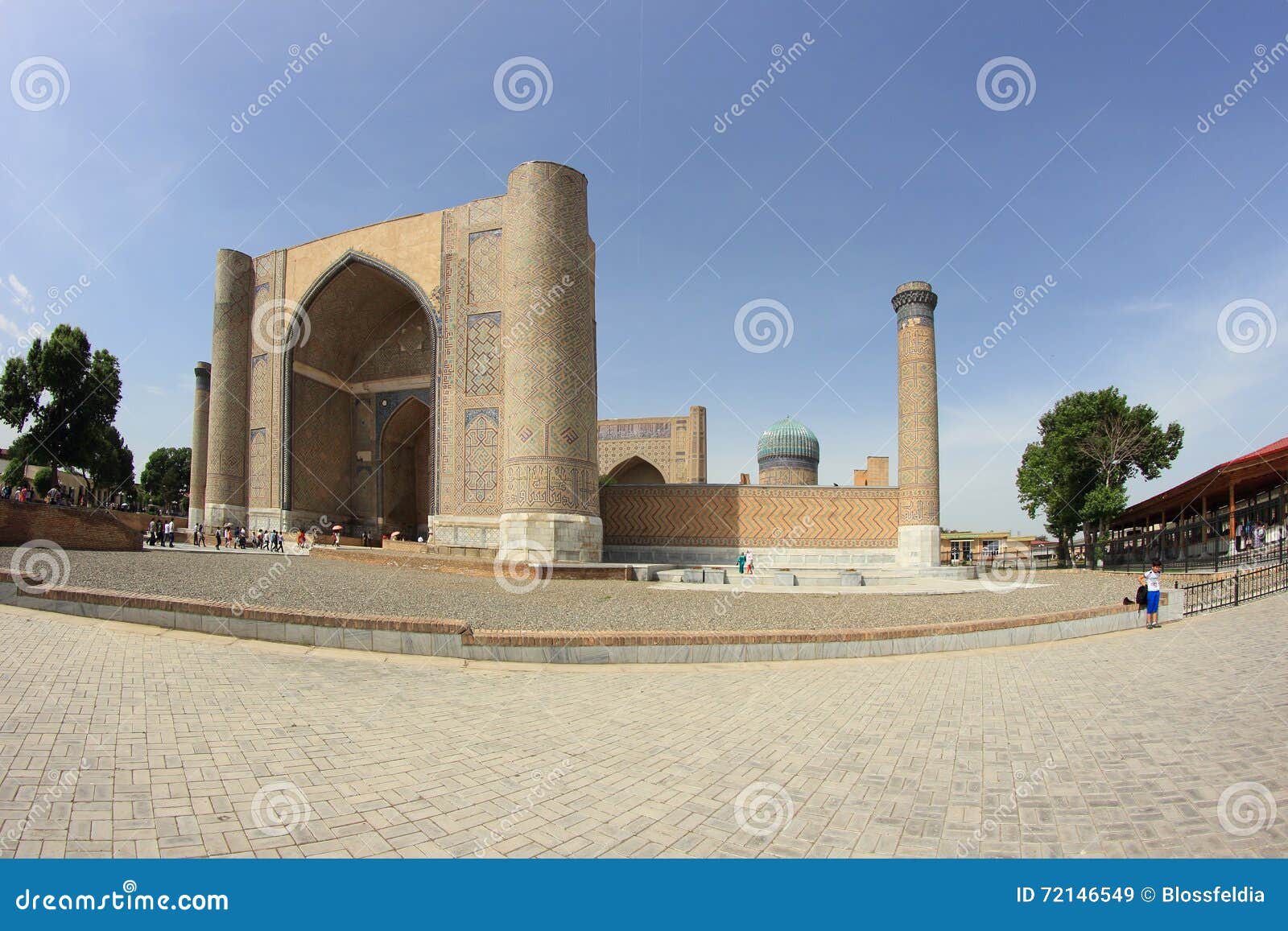Das Tor Der Moschee Bibi-Khanymmoschee in Samarkand-Stadt, Usbekistan ...