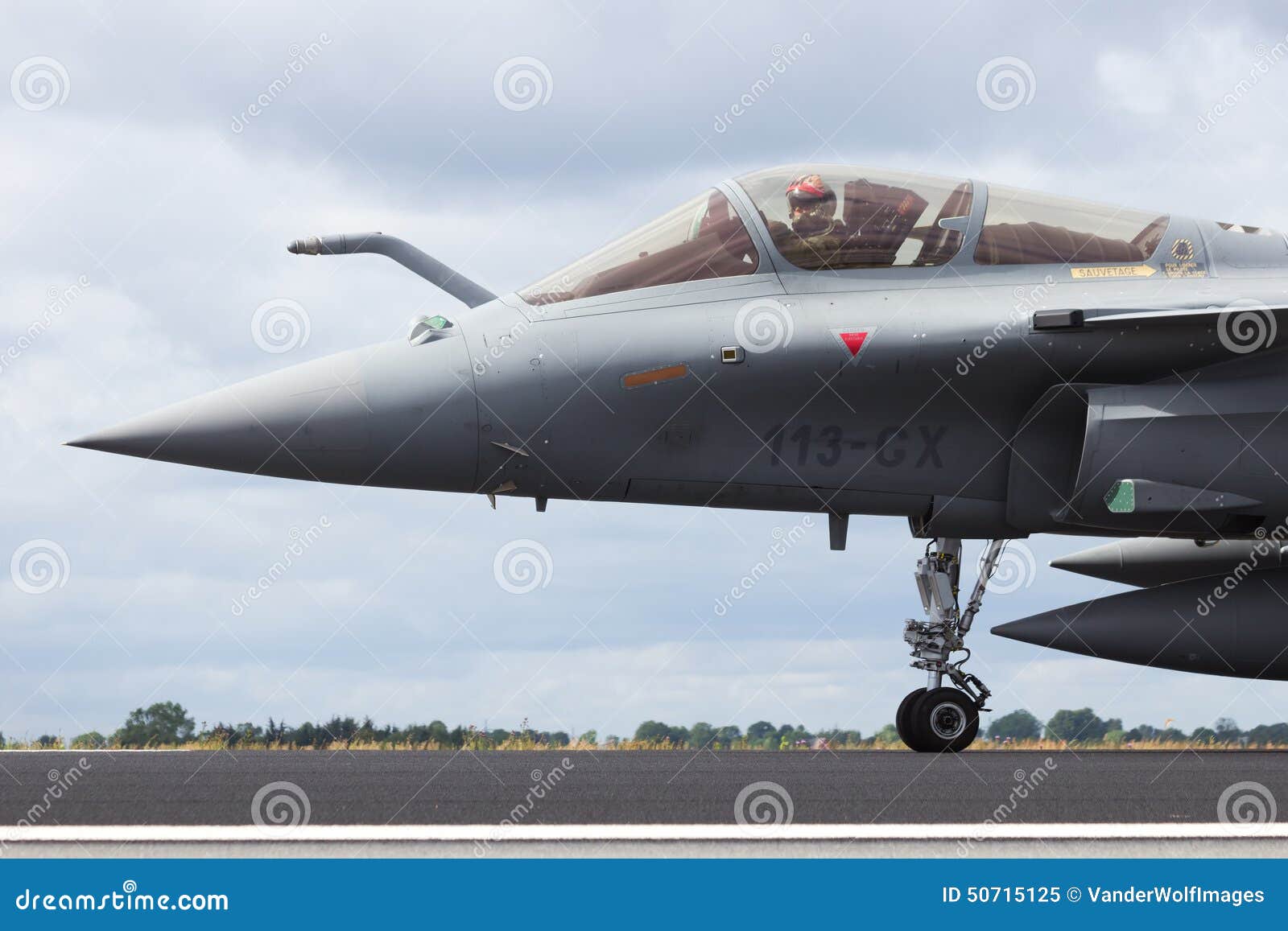 Dassault Rafale image éditorial. Image du piste, guerre - 50715125