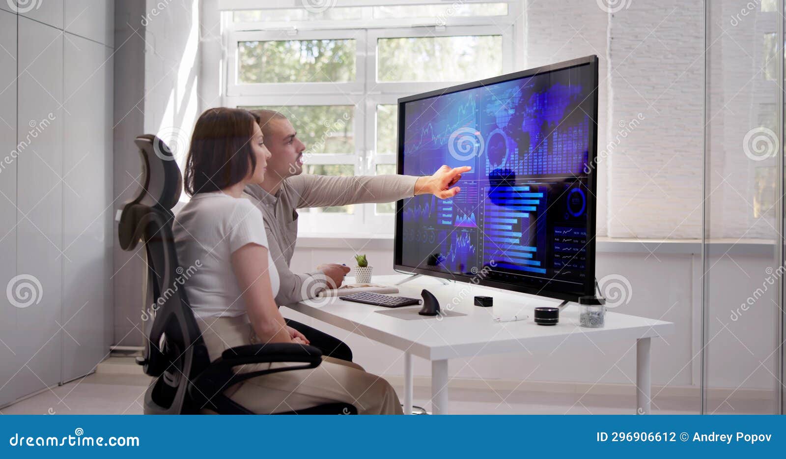 Data Analyst Mit Data Analytics KPI Stock Photo - Image of advisor ...