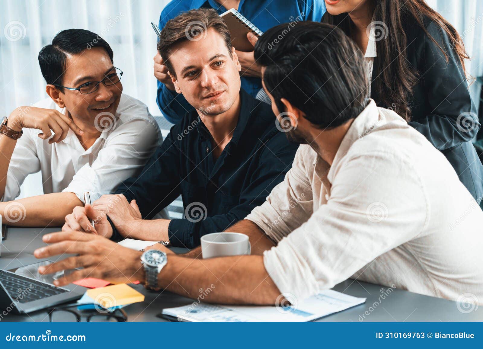 Data Analysts Team of Office Worker Collaborate on Bi Dashboard ...