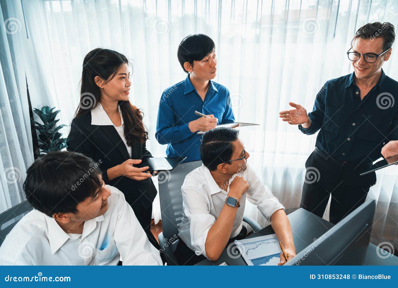 Data Analysts Team of Office Worker Collaborate on Bi Dashboard ...