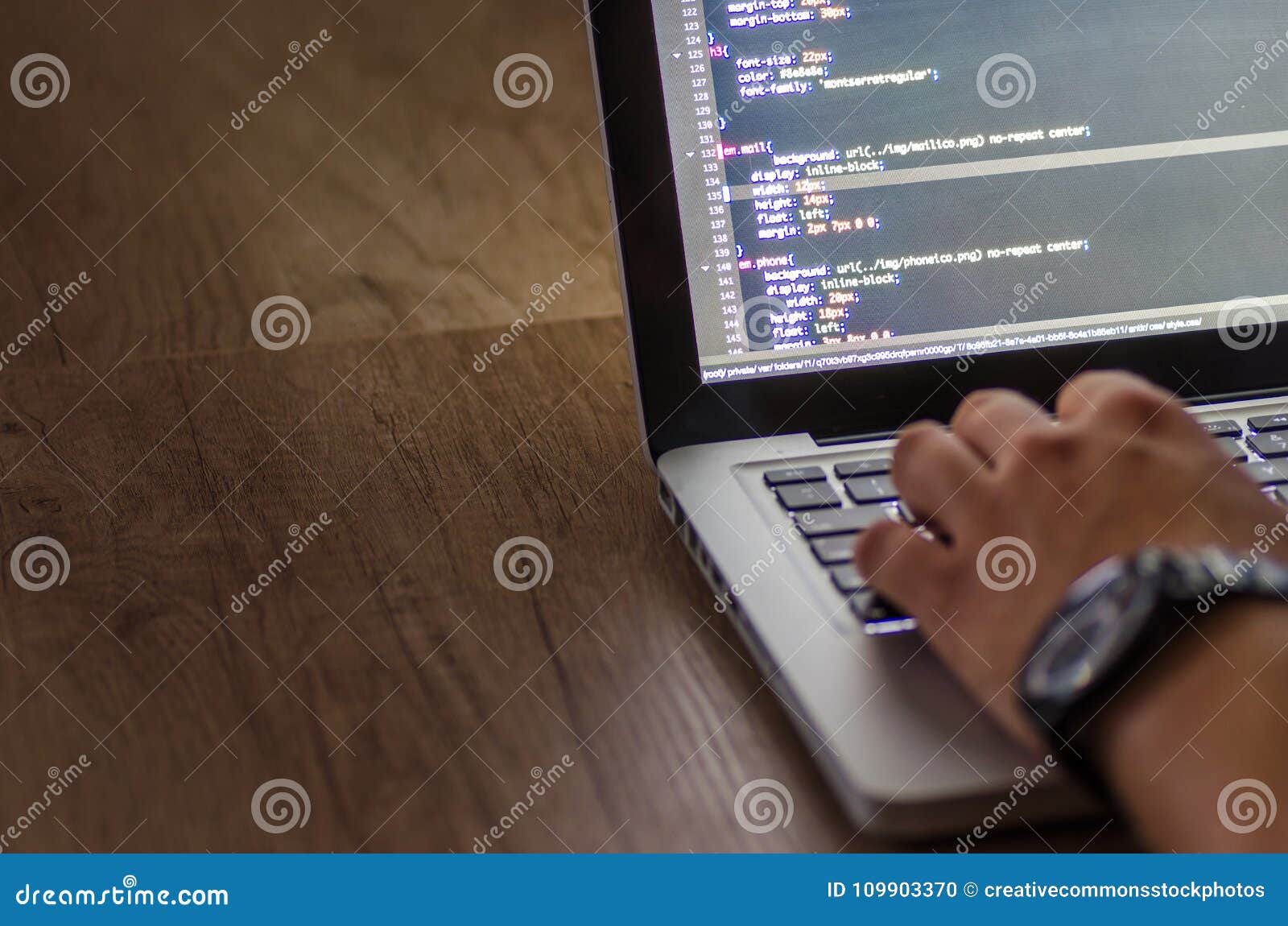 Data, Hand, Keyboard Picture. Image: 109903370