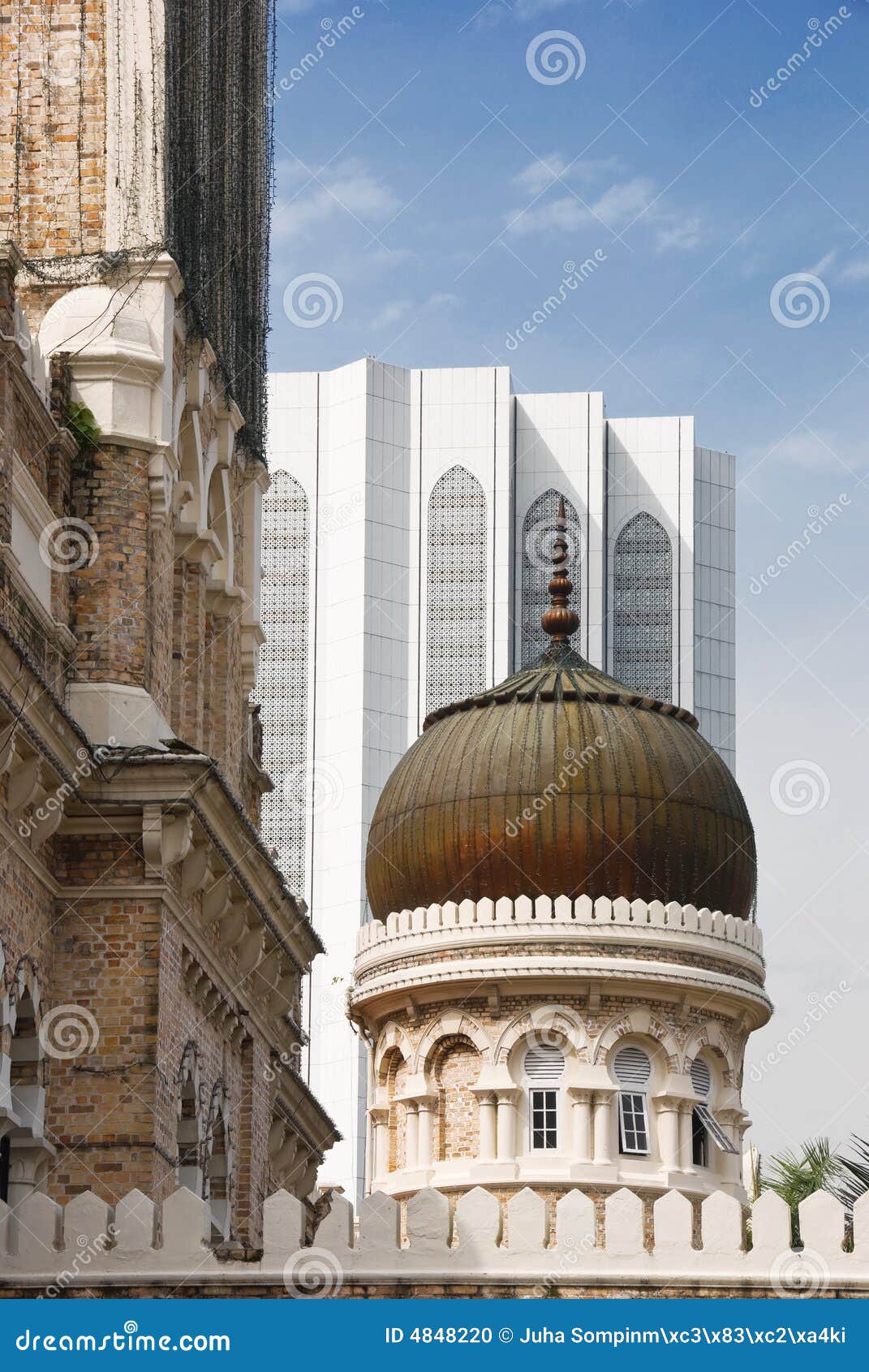 Dataran Merdeka, Kuala Lumpur, Malaysia Stock Photo - Image of dome ...