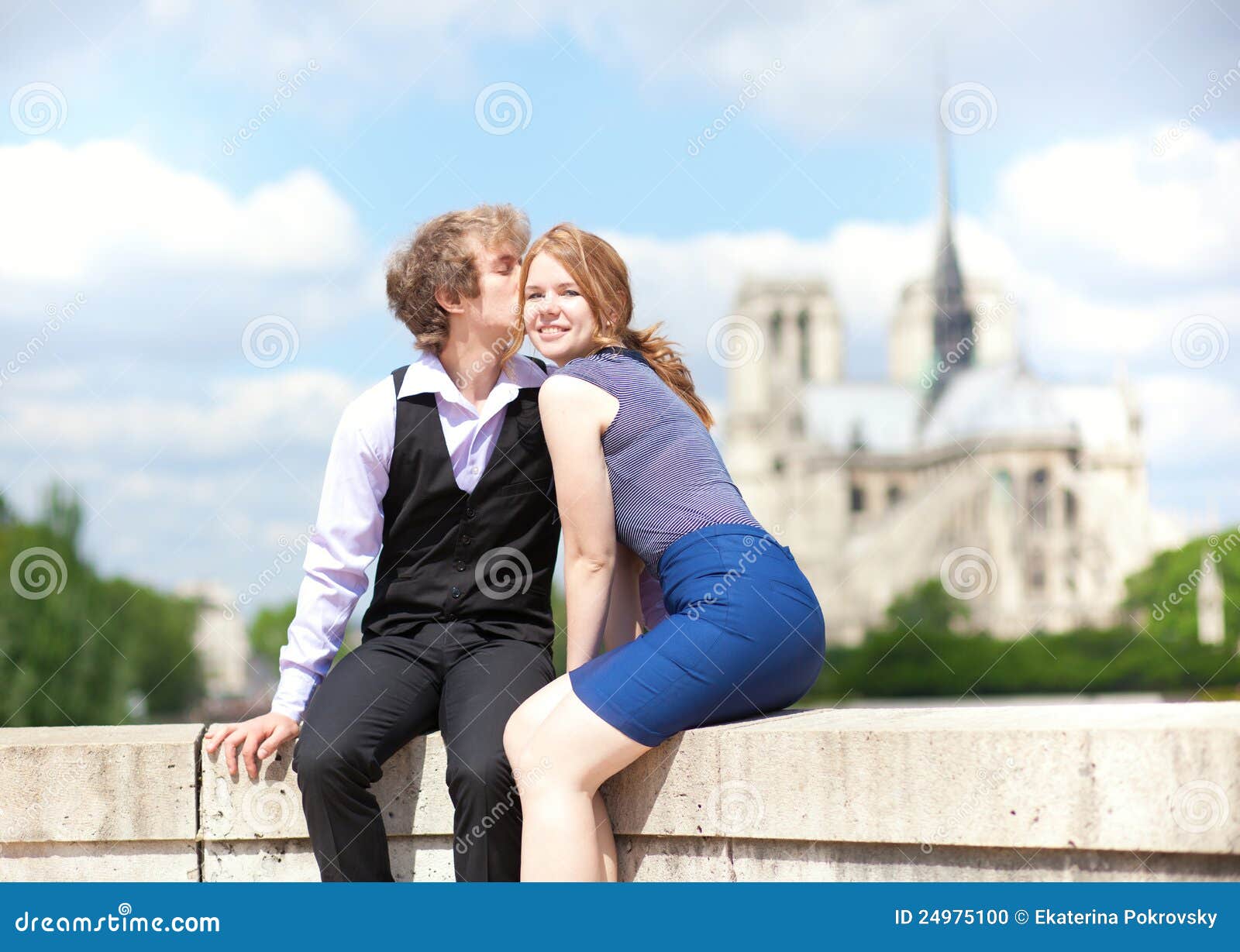 Dating Couple Enjoying Warm Day in Paris Stock Photo - Image of dame ...