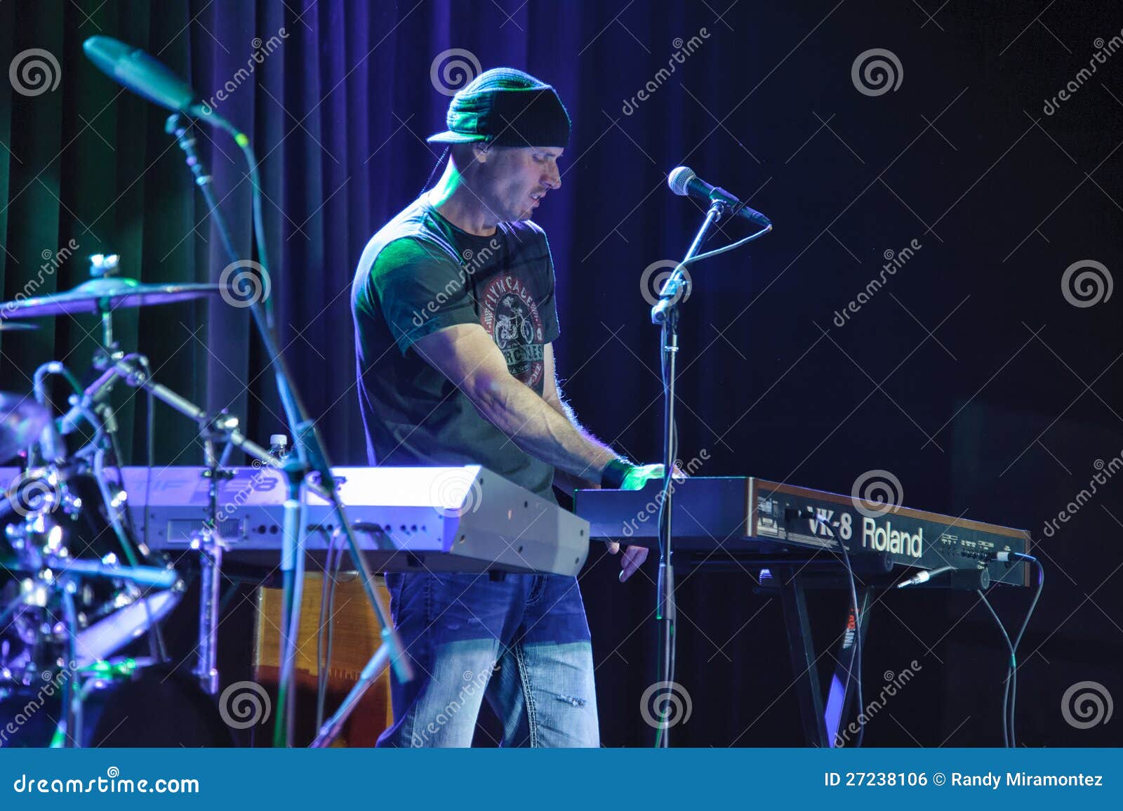 Dave Robbins editorial photo. Image of live, celebrities - 27238106