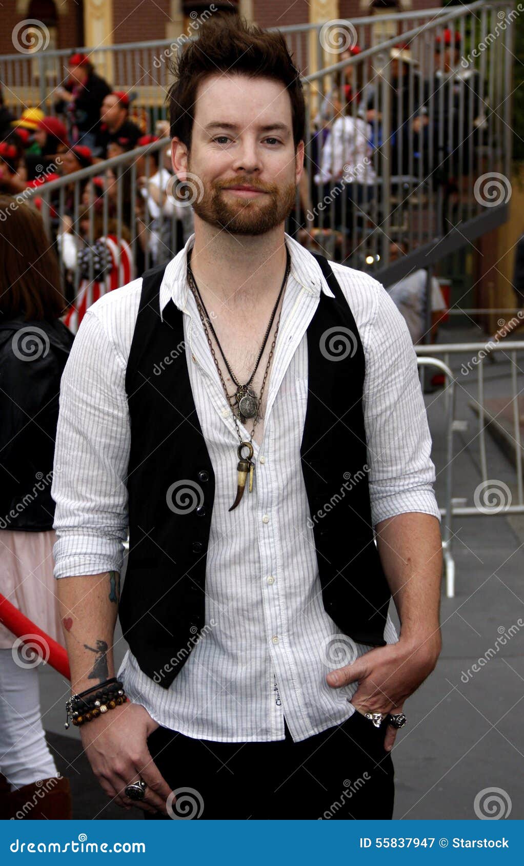 David Cook redaktionelles stockfotografie. Bild von stern - 55837947