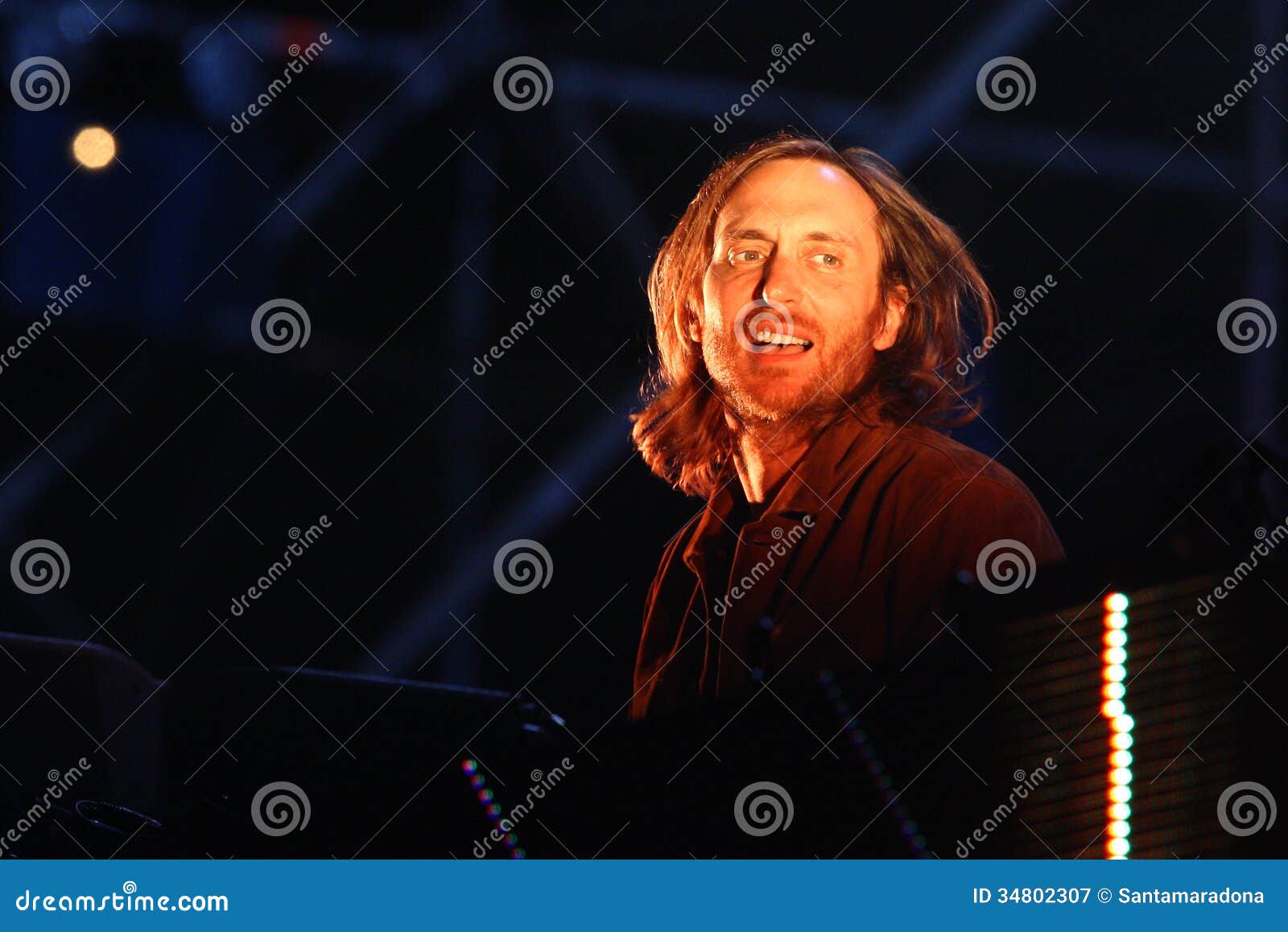 David Guetta van Frans DJ redactionele fotografie. Image of david ...