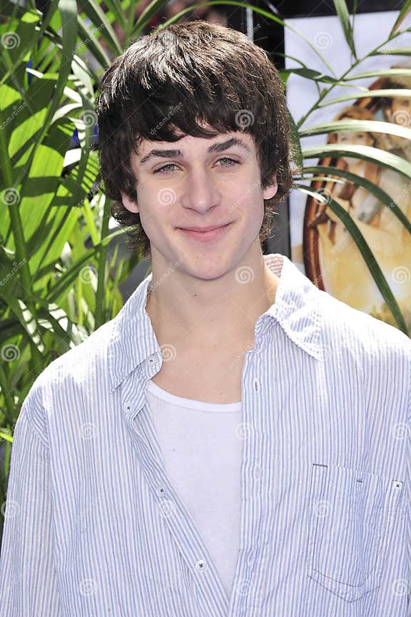 David Henrie editorial photo. Image of angeles, world - 23752291