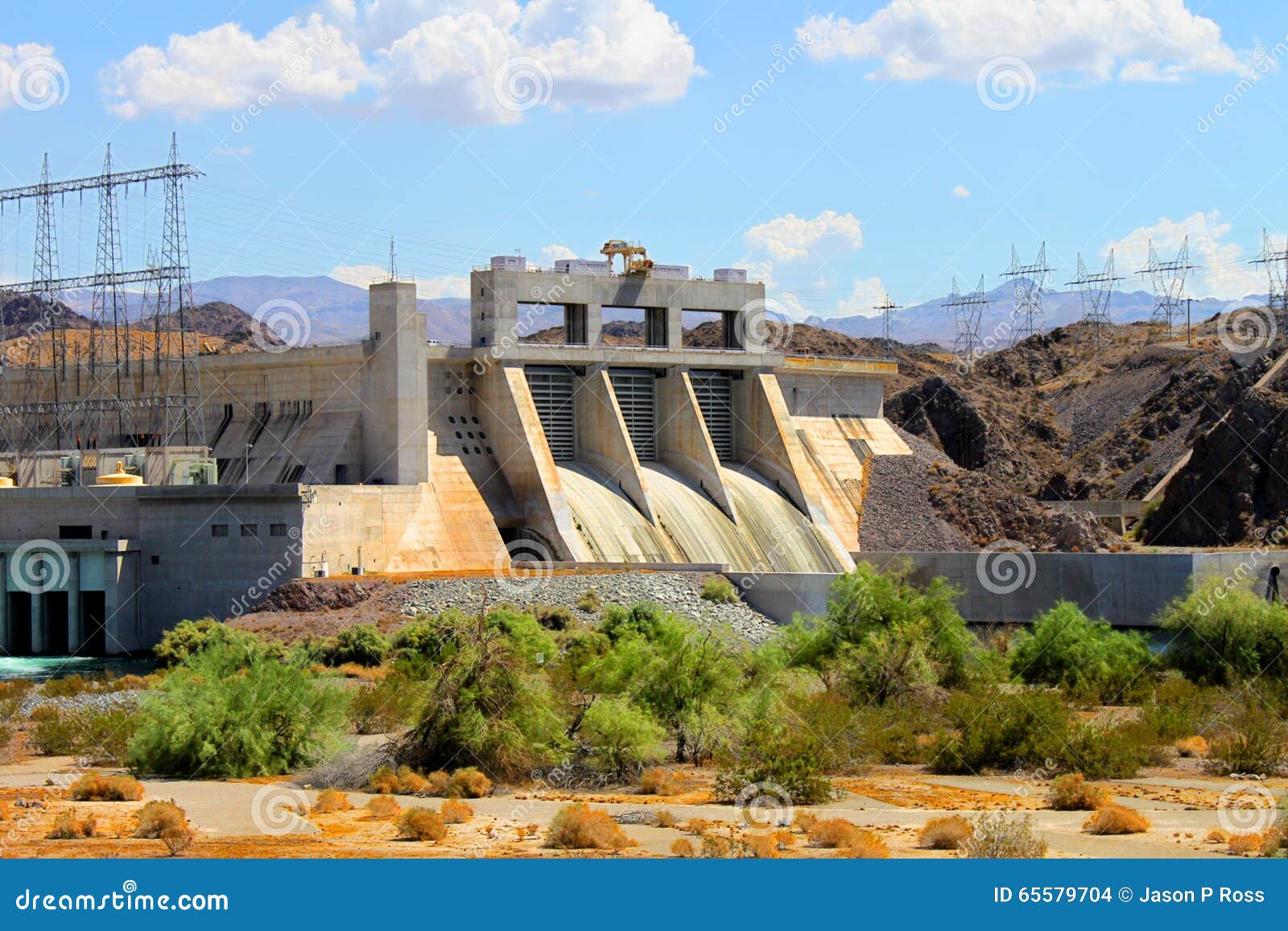 Davis Dam Laughlin Nevada foto de stock. Imagem de espalhadora - 65579704