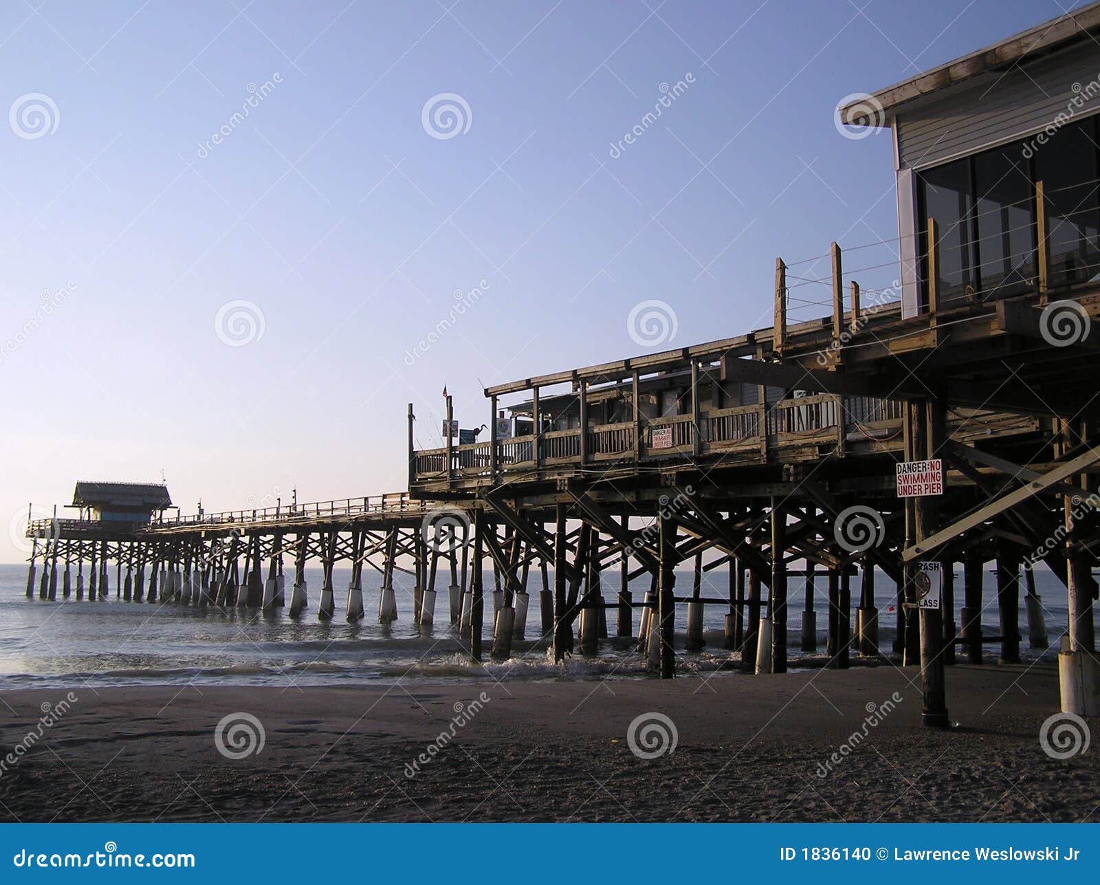 Dawn on the Cocoa Beach Pier Stock Photo - Image of port, morning: 1836140