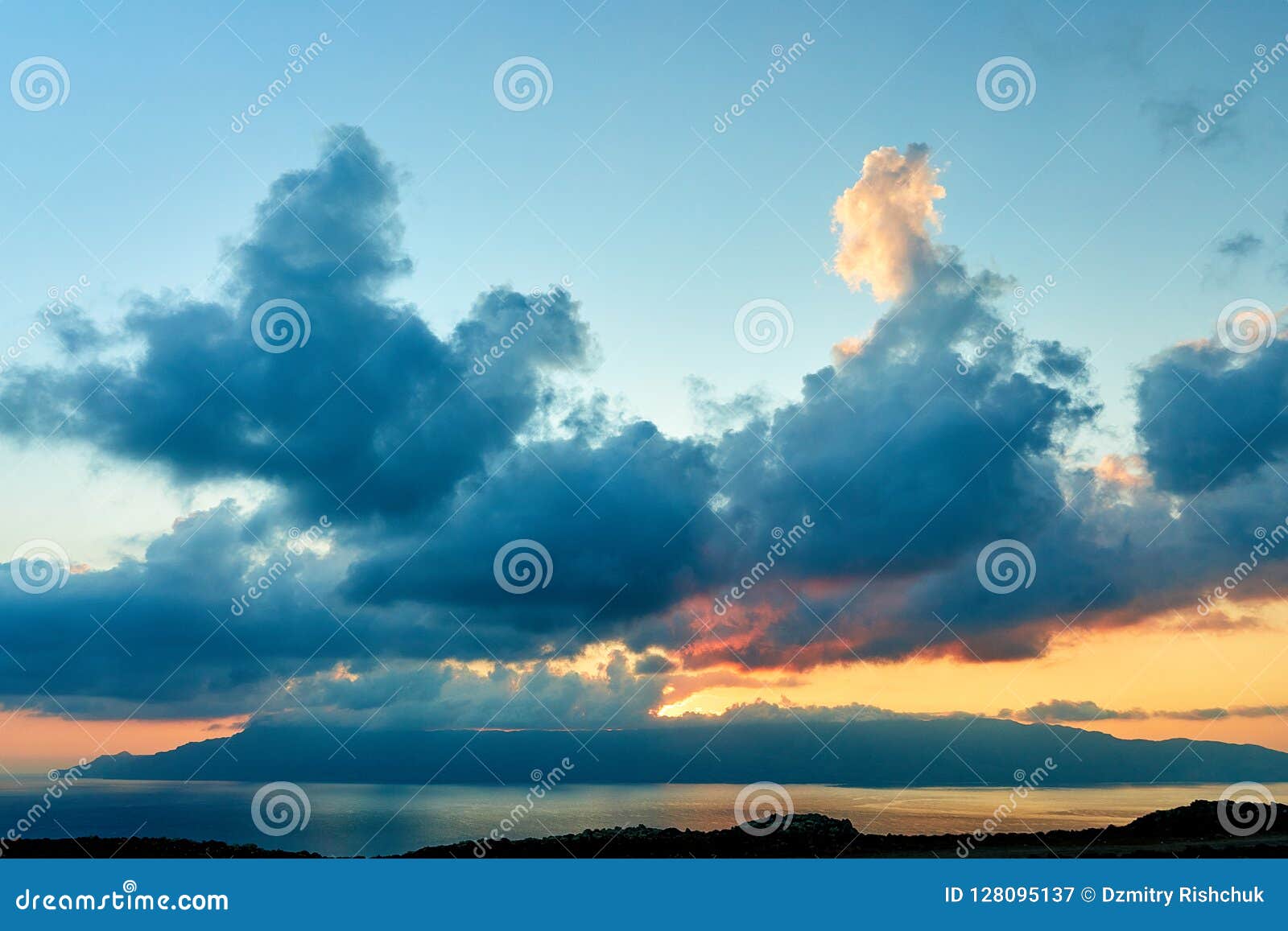 Dawn the Sea Clouds Mountains Stock Image - Image of golden, forest ...