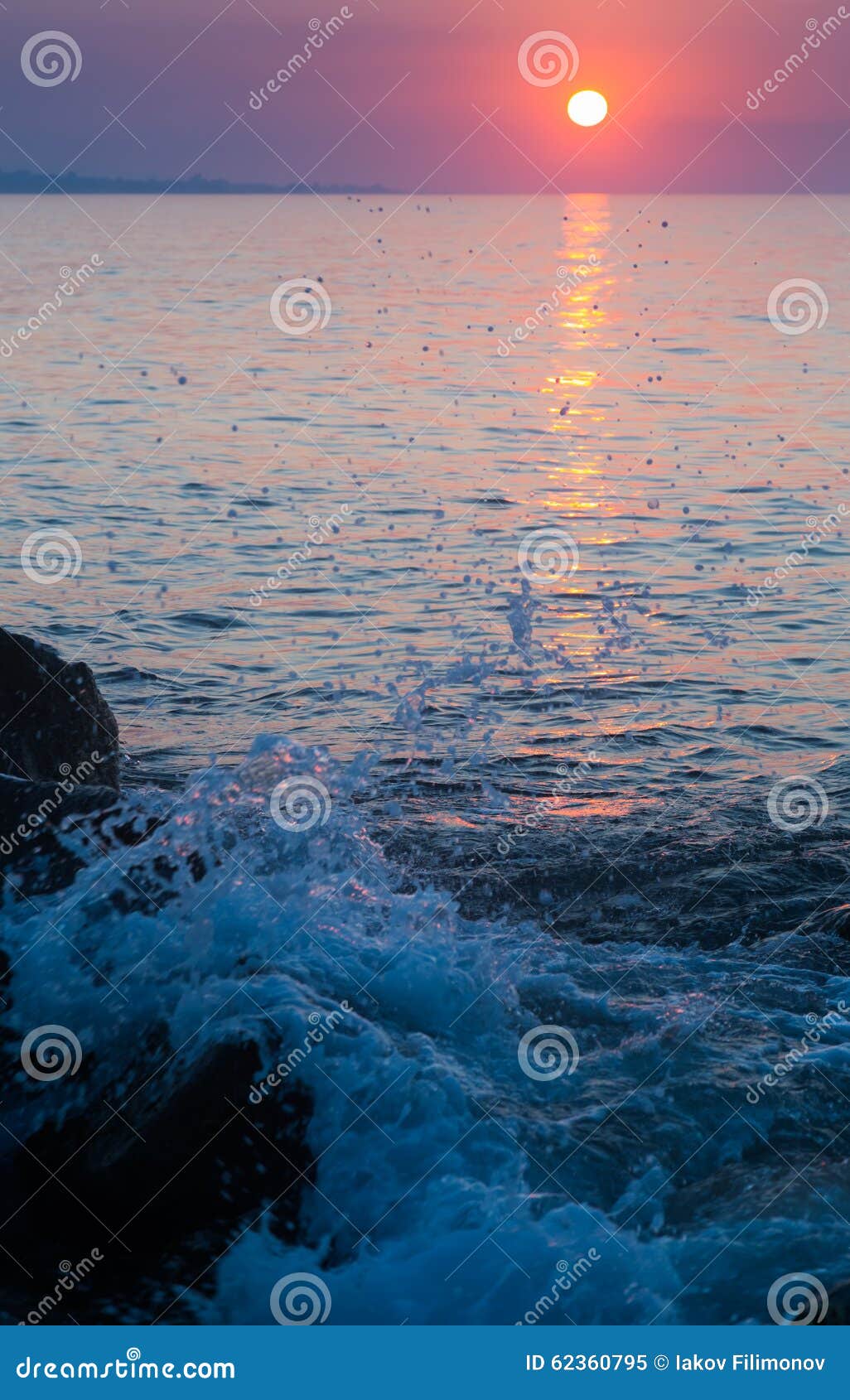 Dawn View of Sea and Splashes Stock Image - Image of sunset, beautiful ...
