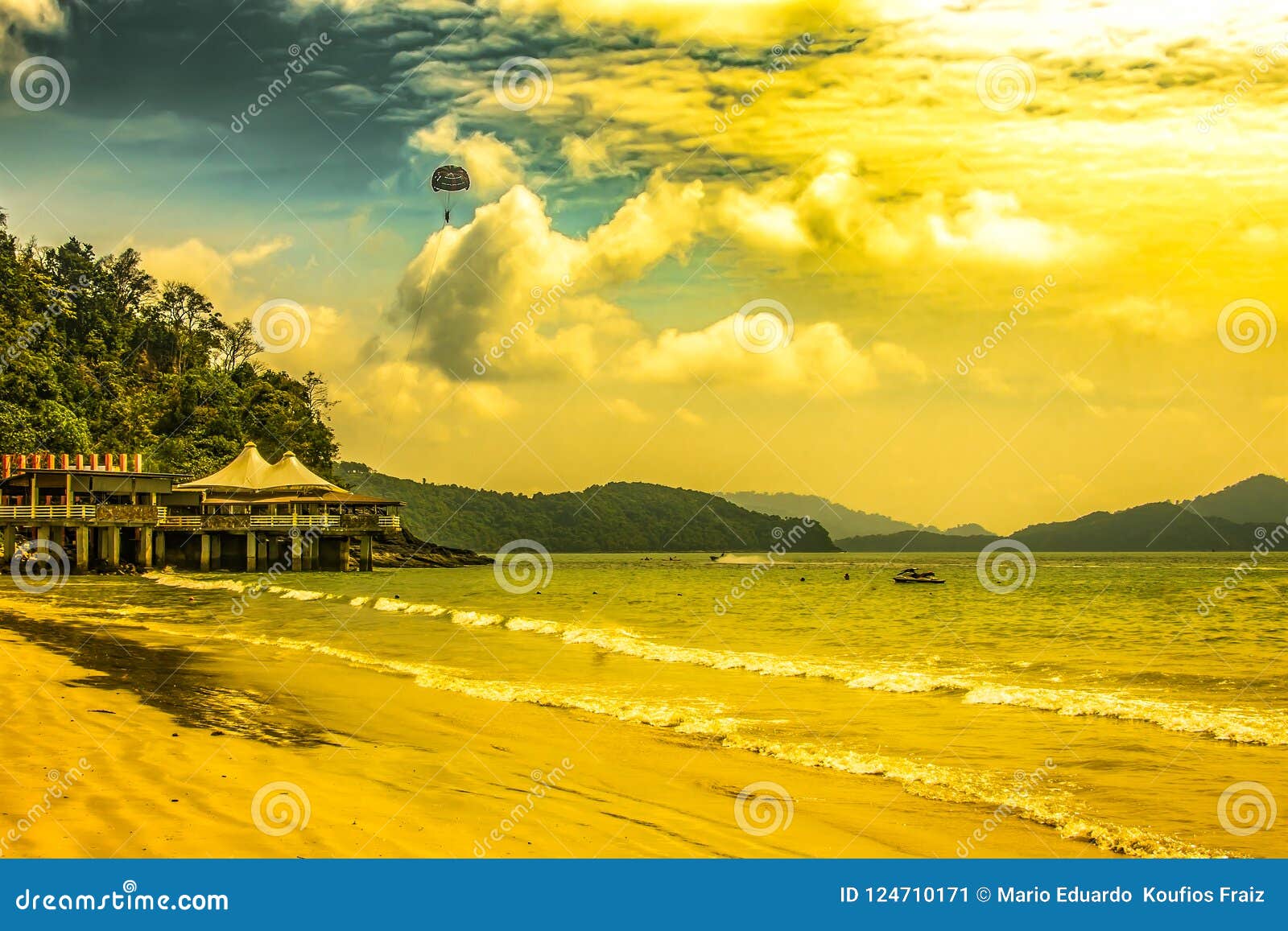 Day of Beach with Parachute in Langkawi. Malaysia Stock Image - Image ...