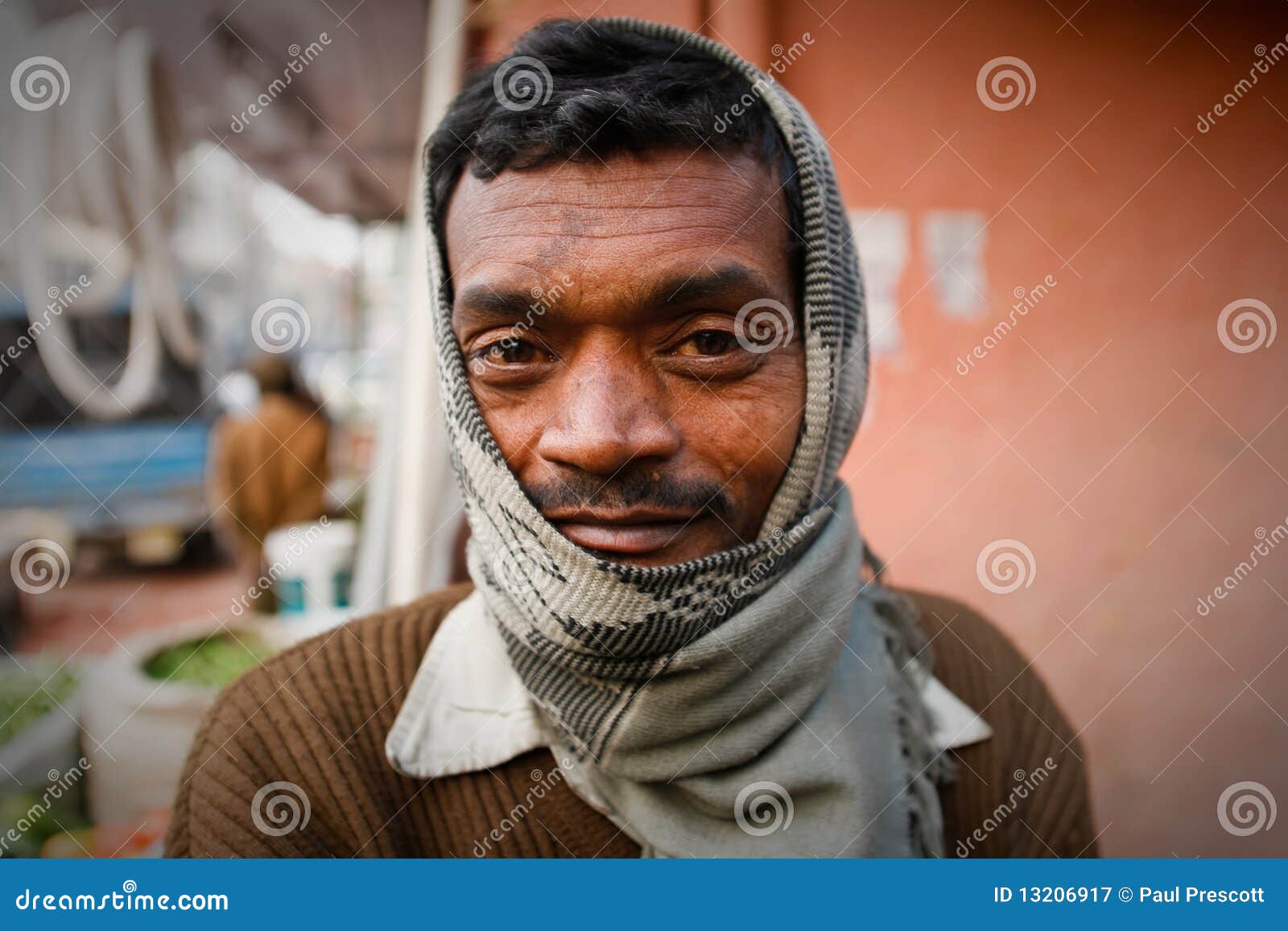 Day labourer editorial photography. Image of person, merchant - 13206917