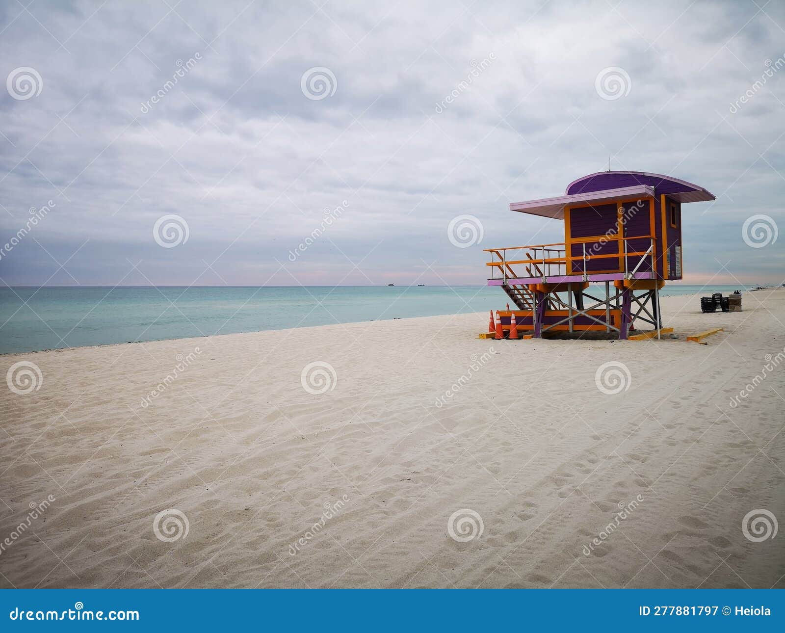 å Day at Miami Beach in Florida, Usa Stock Image - Image of beach ...