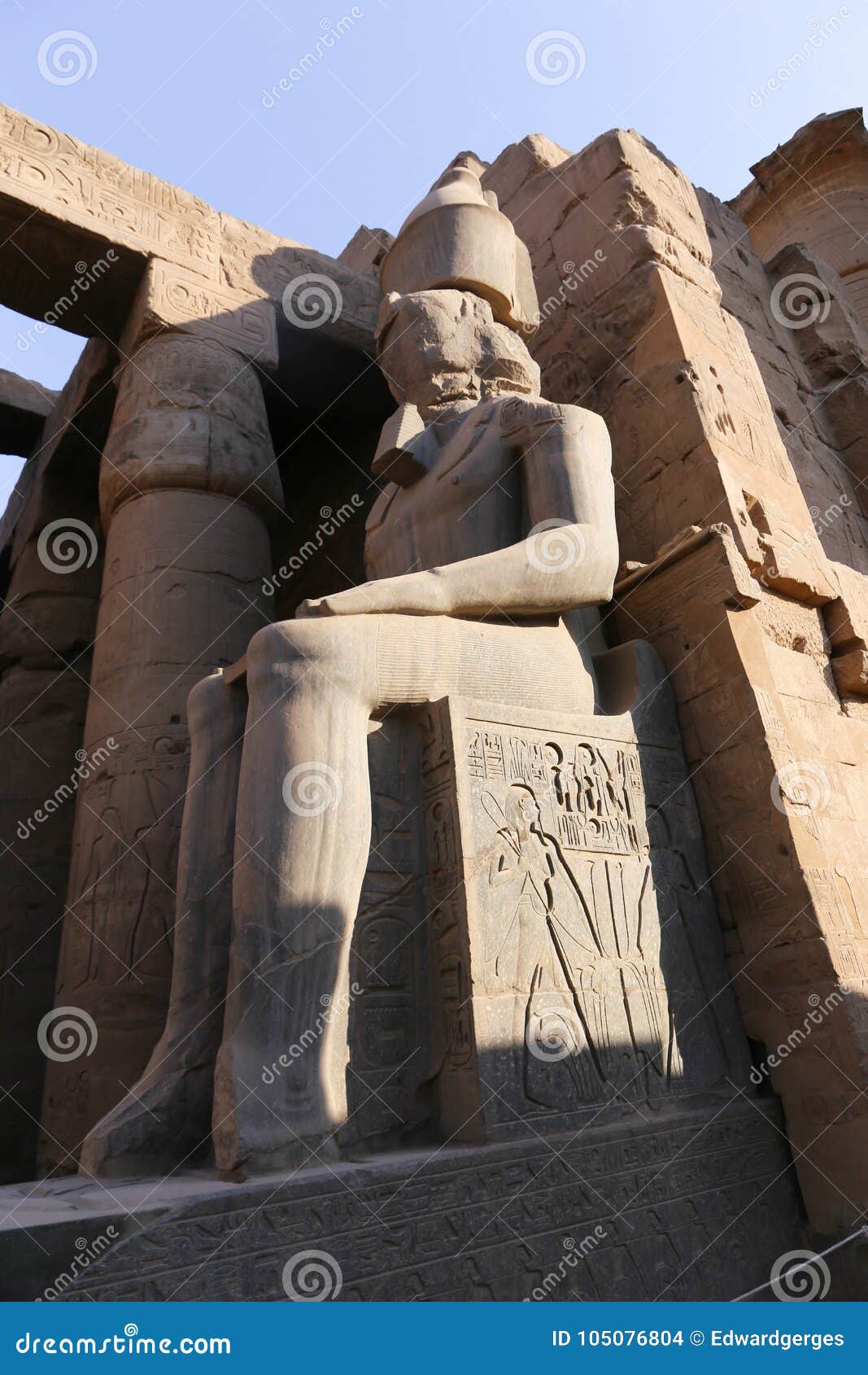 King Statue at Luxor Temple Stock Photo - Image of beauty, happy: 105076804