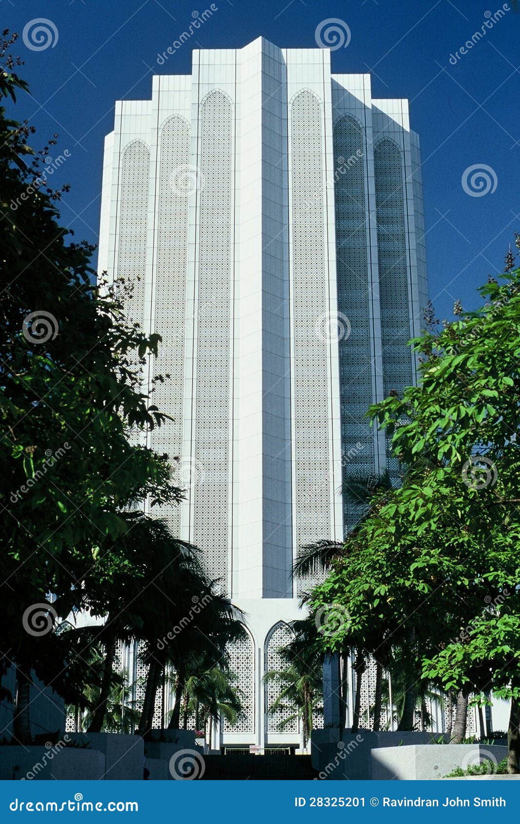 Dayabumi Complex editorial photo. Image of landmark, modern - 28325201