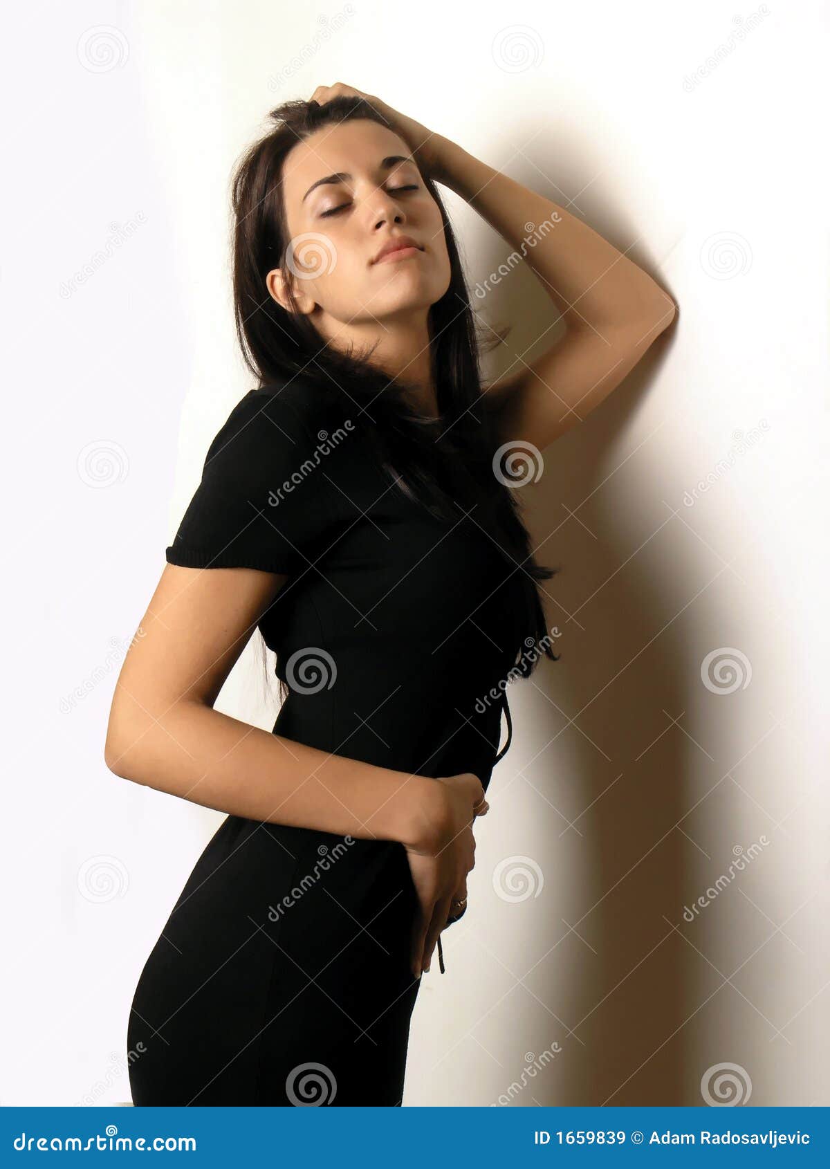 670 Exquisite Outfit Photos - Free & Royalty-Free Stock Photos from ...