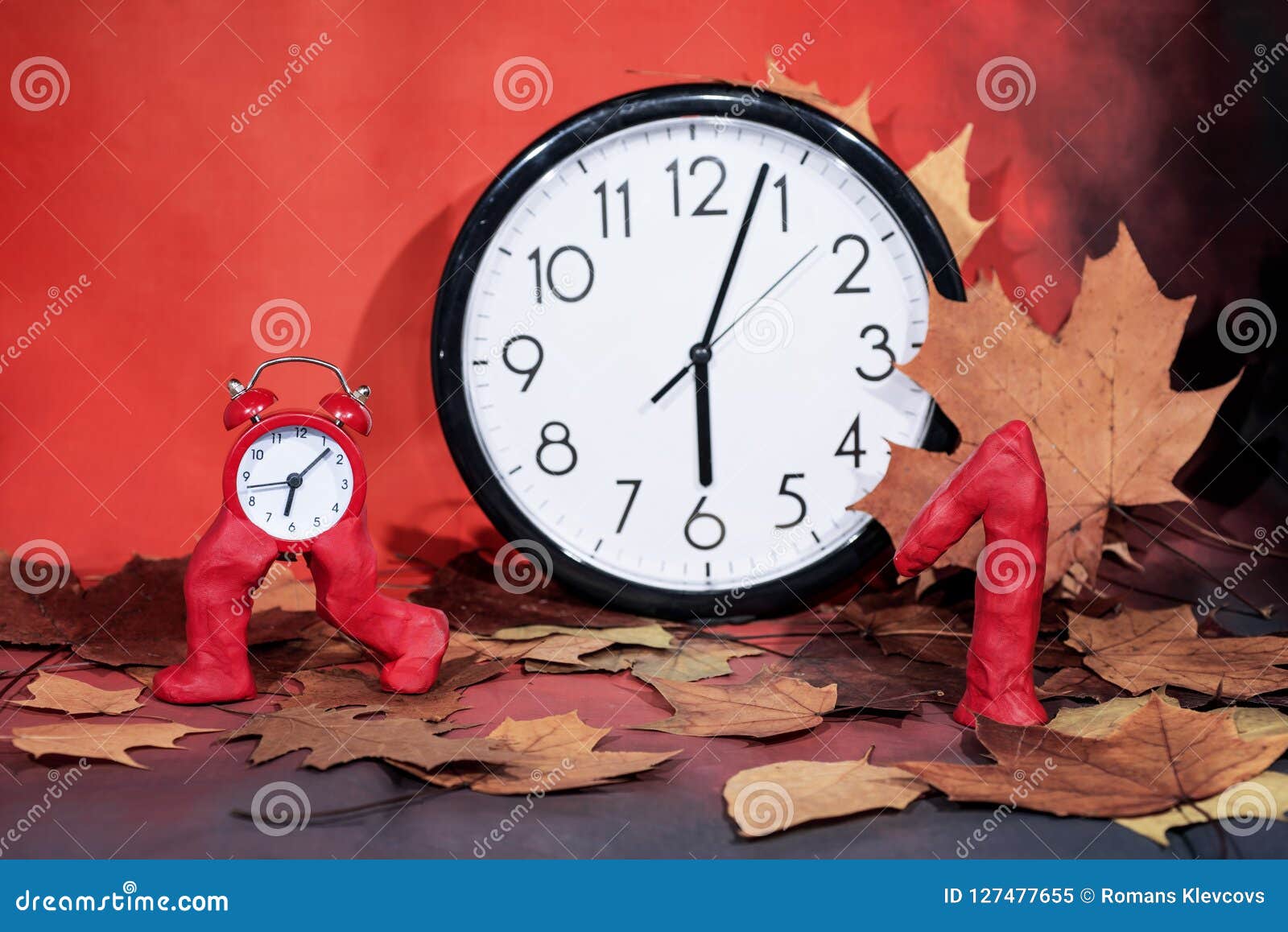 Daylight Saving Time. Wall Clock Going To Winter Time Stock Image ...