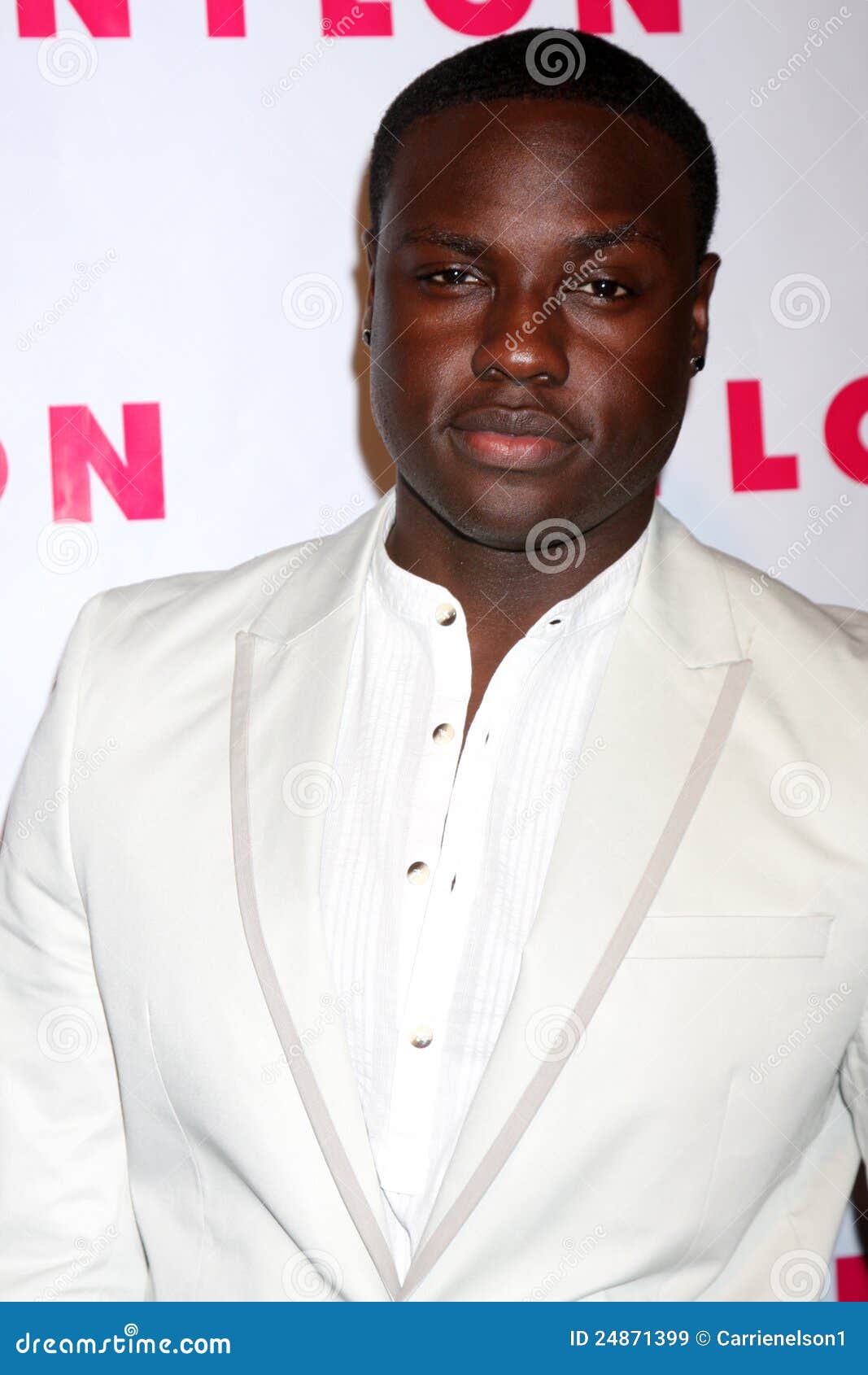 Dayo Okeniyi editorial stock image. Image of april, arrives - 24871399