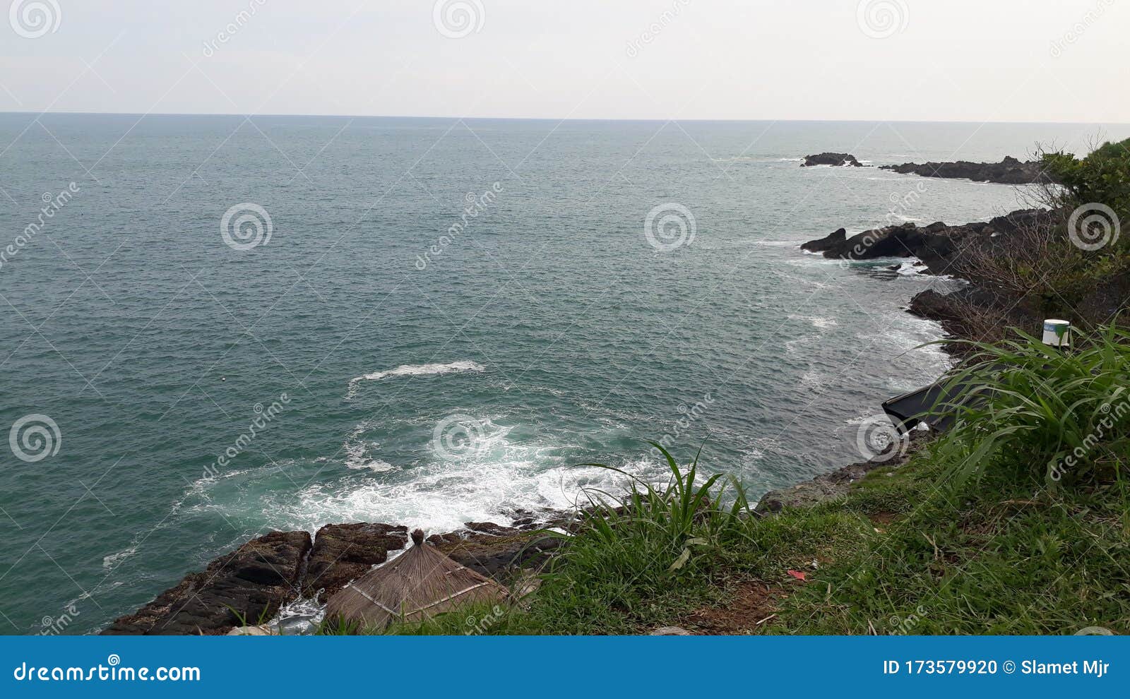 Daytime Views of Menganti Beach Stock Photo - Image of panorama, tour ...