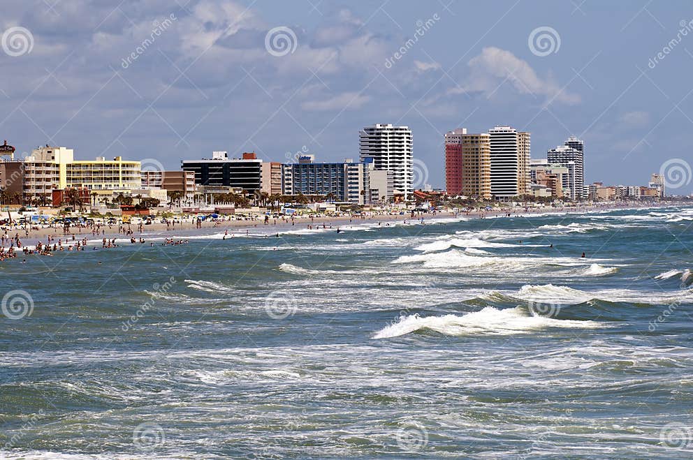 Daytona Beach Skyline editorial photography. Image of florida - 25803012