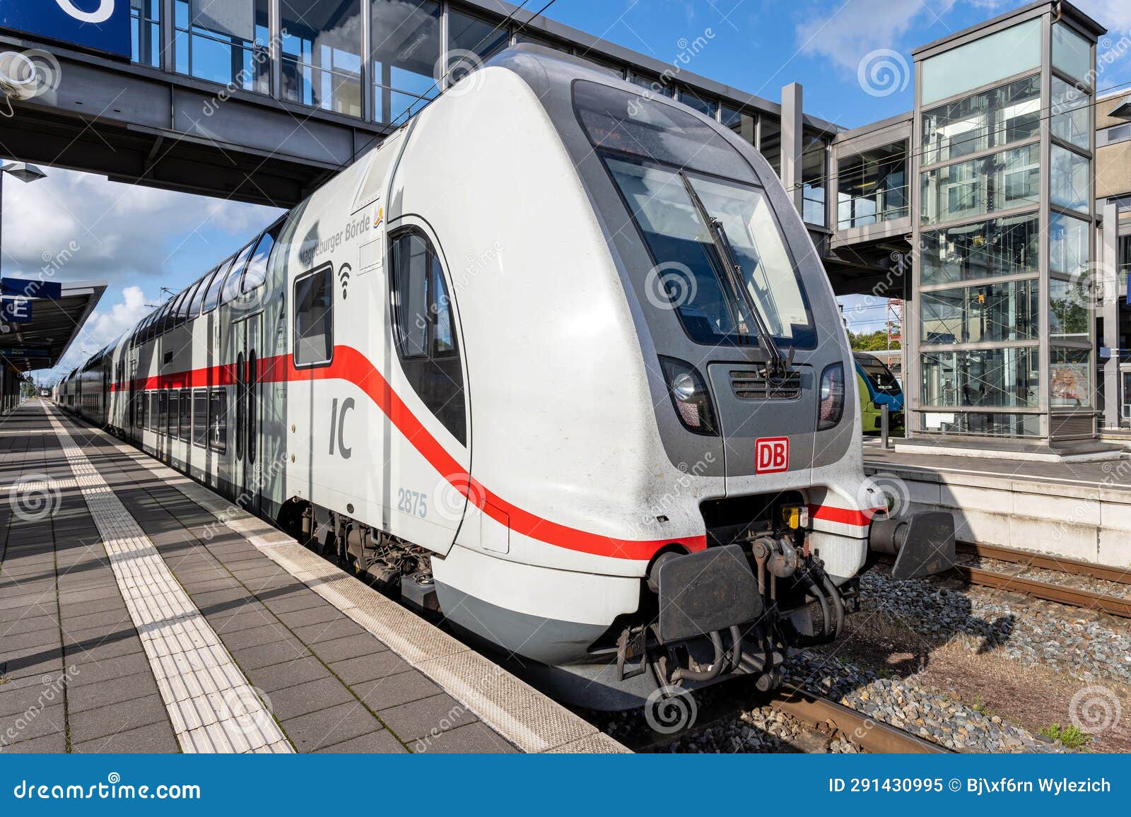 DB Intercity 2 editorial image. Image of public, deutsche - 291430995 DB Intercity 2 editorial image. Image of public, deutsche - 291430995