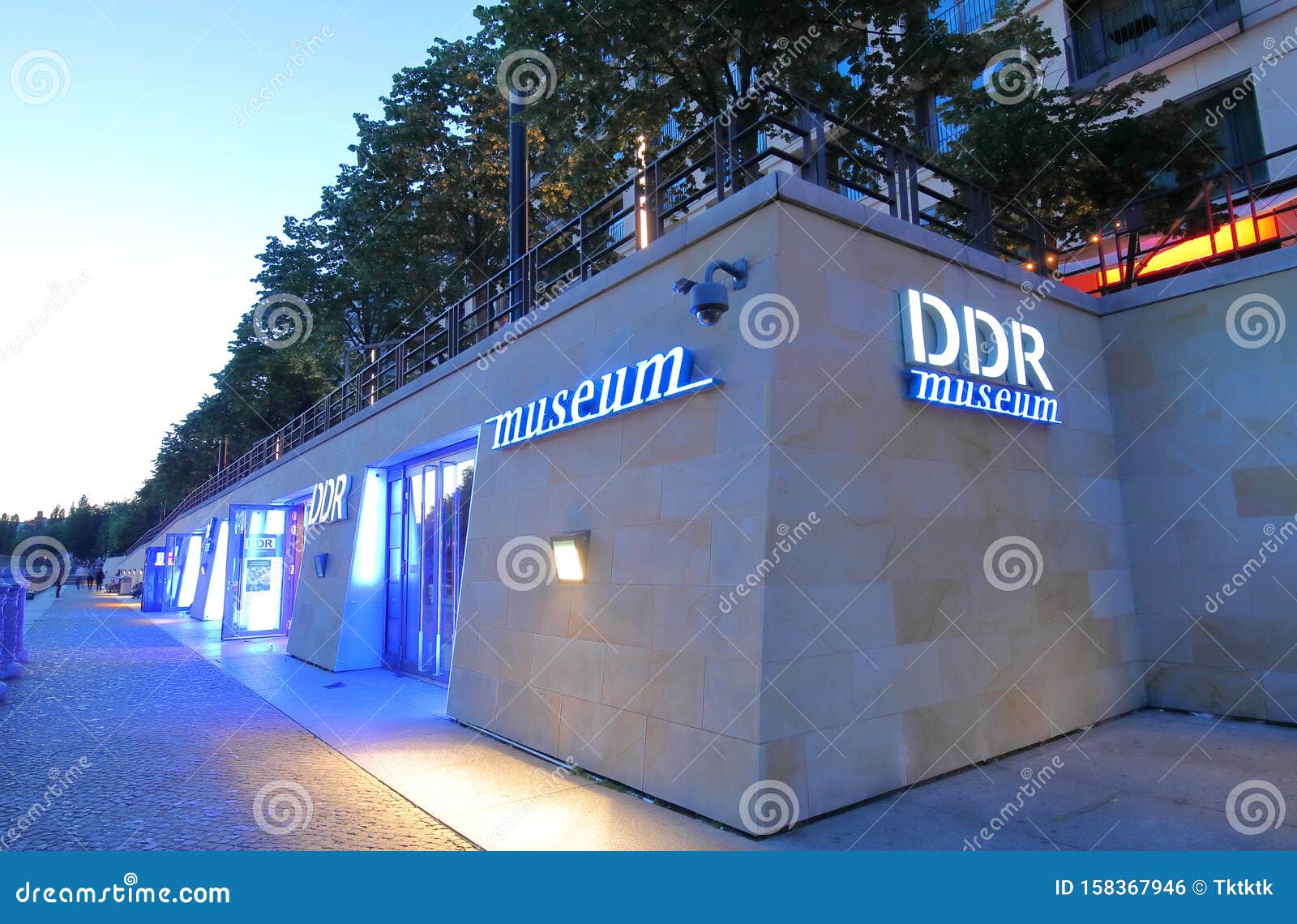 DDR-Museum Berlin Deutschland Redaktionelles Foto - Bild von leuchte ...