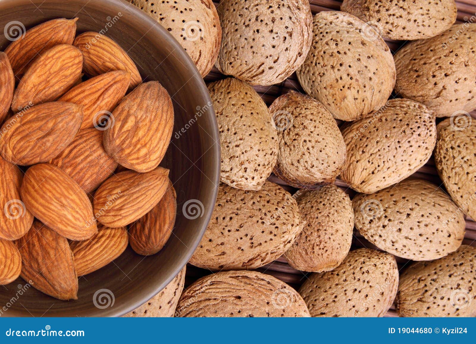 De Achtergrond Van De Amandel Stock Foto - Afbeelding bestaande uit ...