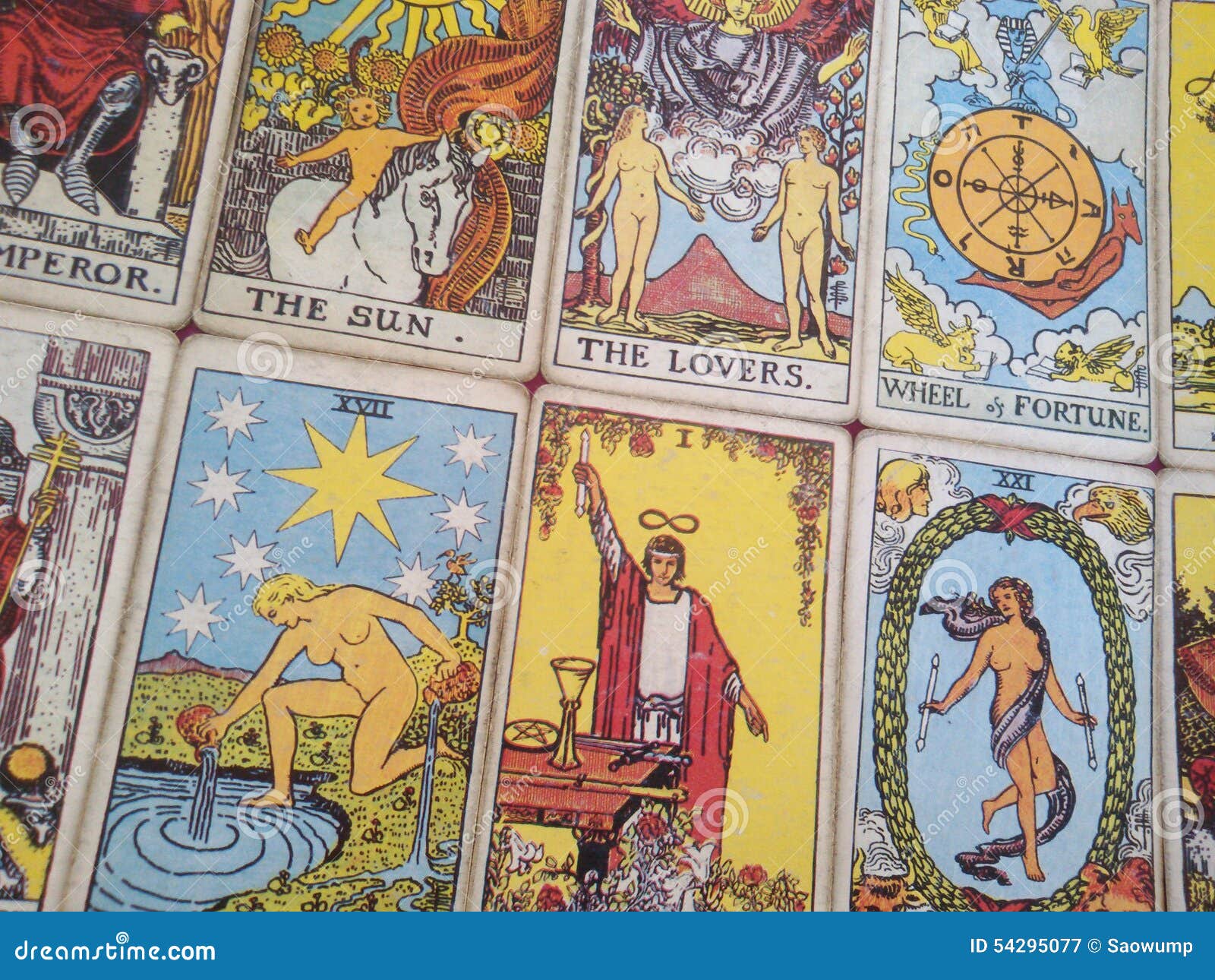 De Achtergrond Van Tarotkaarten Stock Afbeelding - Image of fictie ...