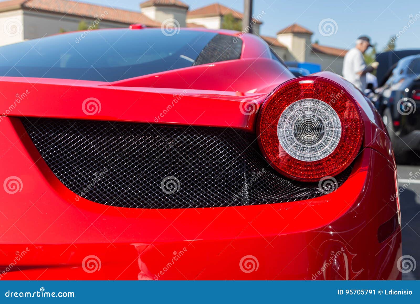 De Achterlichten Van Ferrari Redactionele Foto - Image of genomen ...