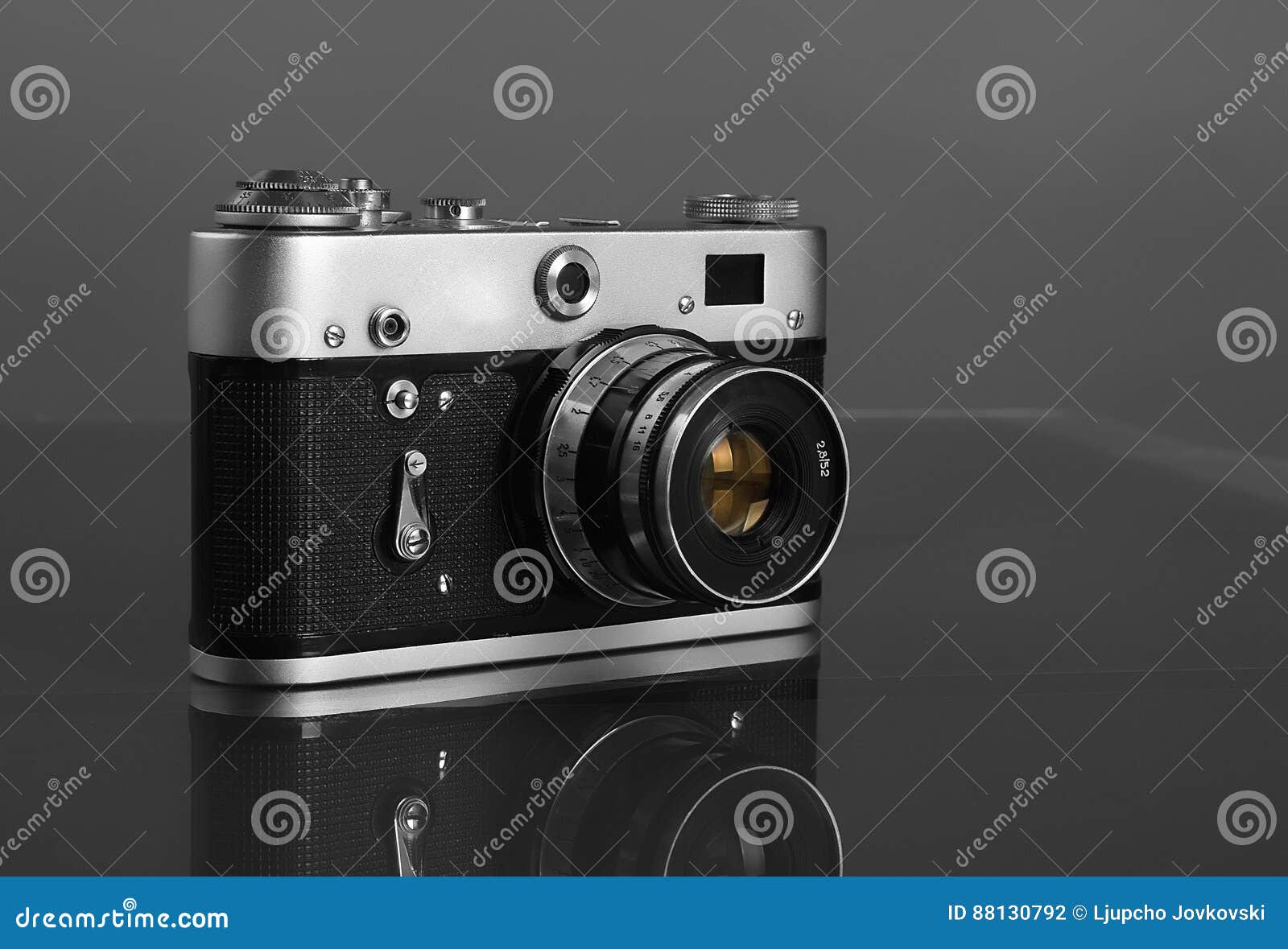 De Antieke Oude Camera Van De Fotofilm Stock Foto - Image of ...