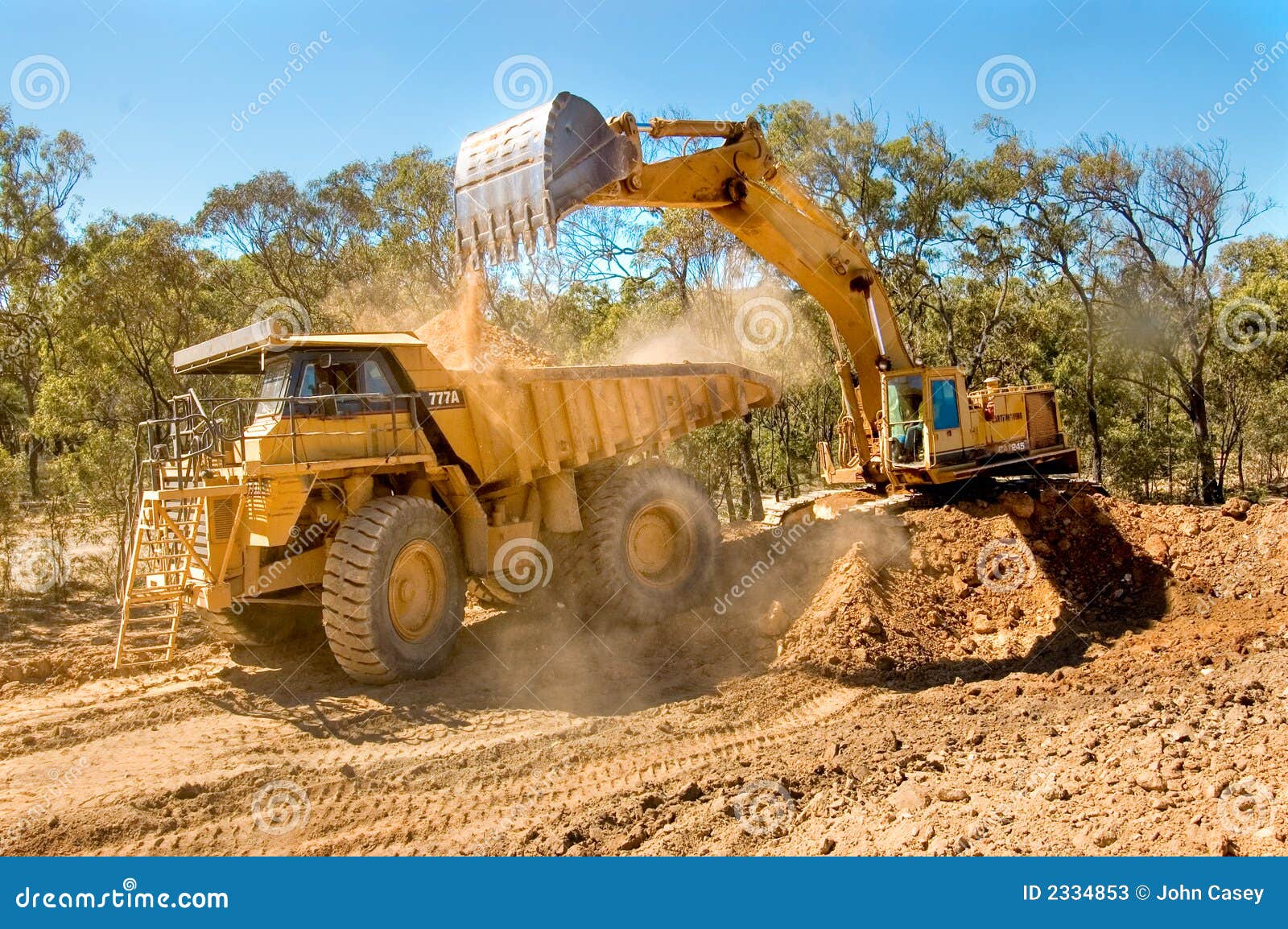De Apparatuur Van De Mijnbouw Stock Afbeelding - Image of werk, spoor ...