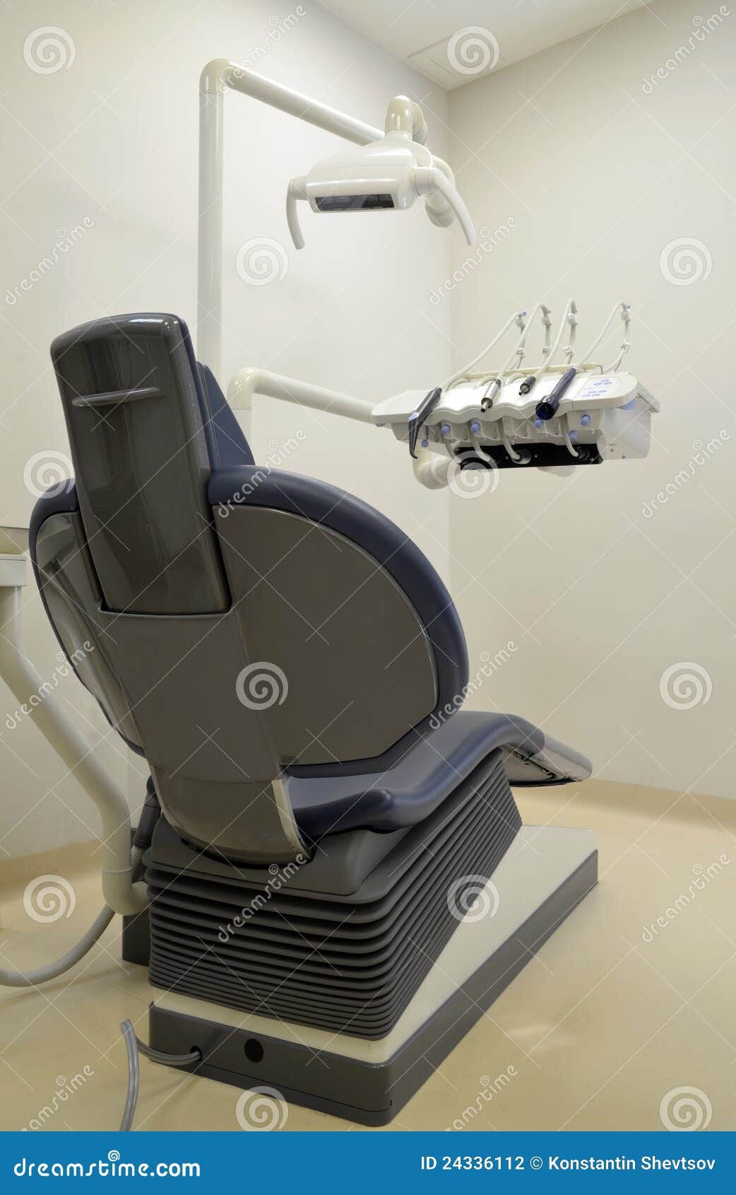 De Apparatuur Van De Tandarts Stock Foto - Image of behandeling, zorg ...