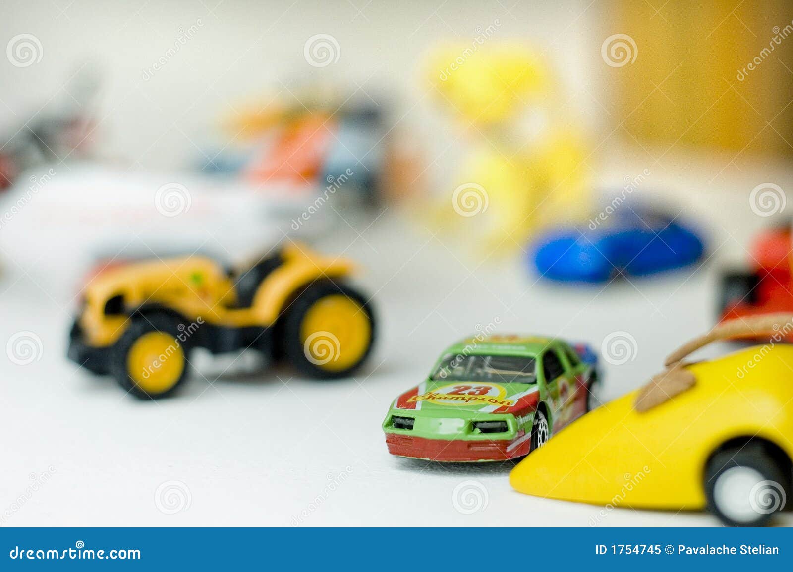 De Auto's Van Het Stuk Speelgoed Stock Afbeelding - Image of voertuig ...